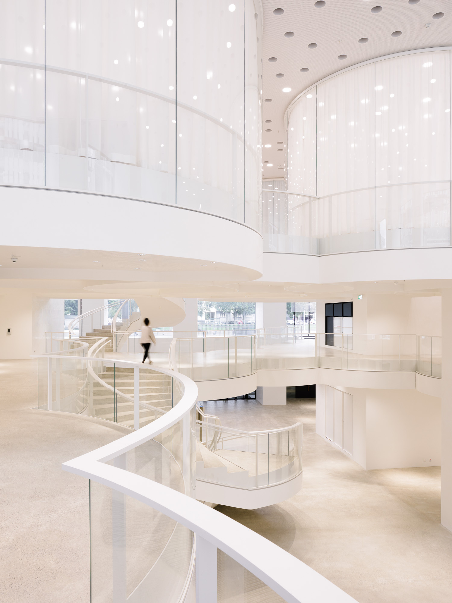 Gallery of Biozentrum Research Building University of Basel / Ilg ...