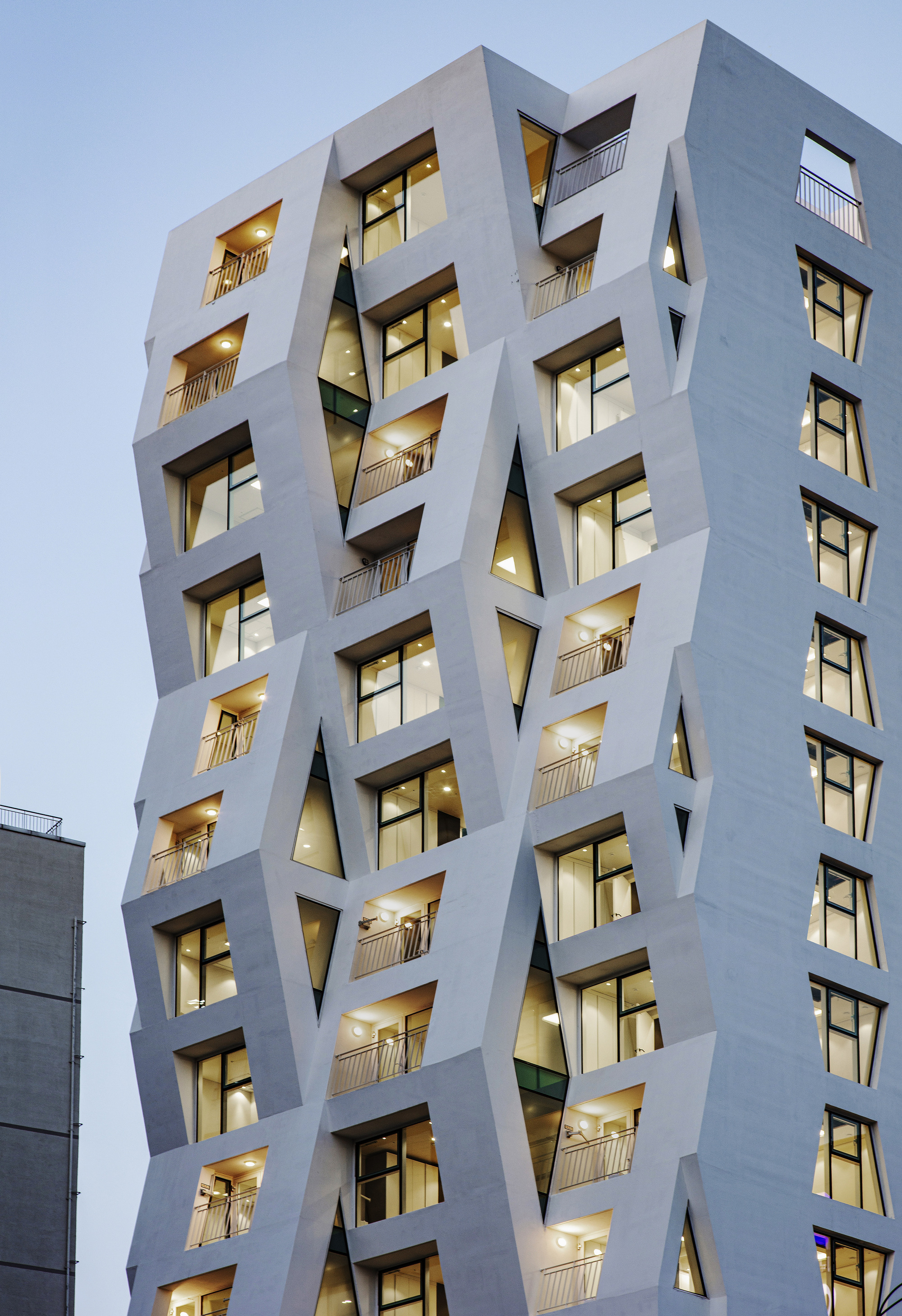 Gallery of Ratio Building Tri_Poly / Maaps Architects - 14