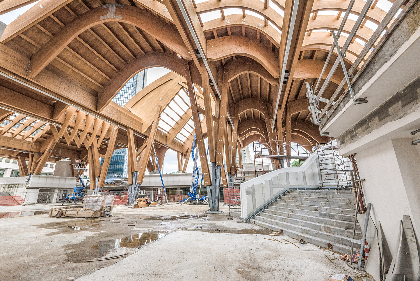 Gallery of New Images Reveal EMBT's Timber Central Station in Naples - 27
