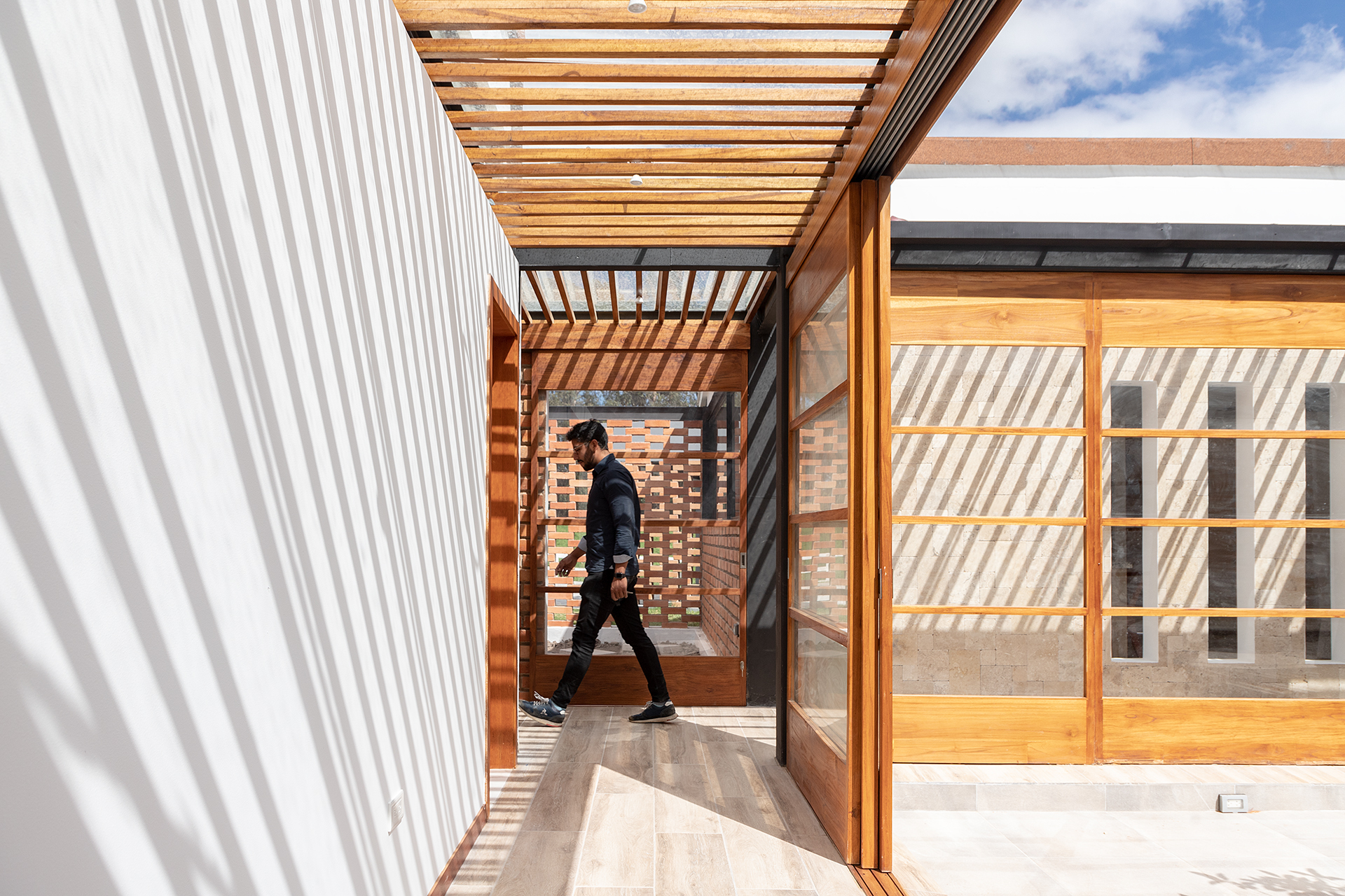 Galería de Casa de los vacíos / Baquio Arquitectura - 8