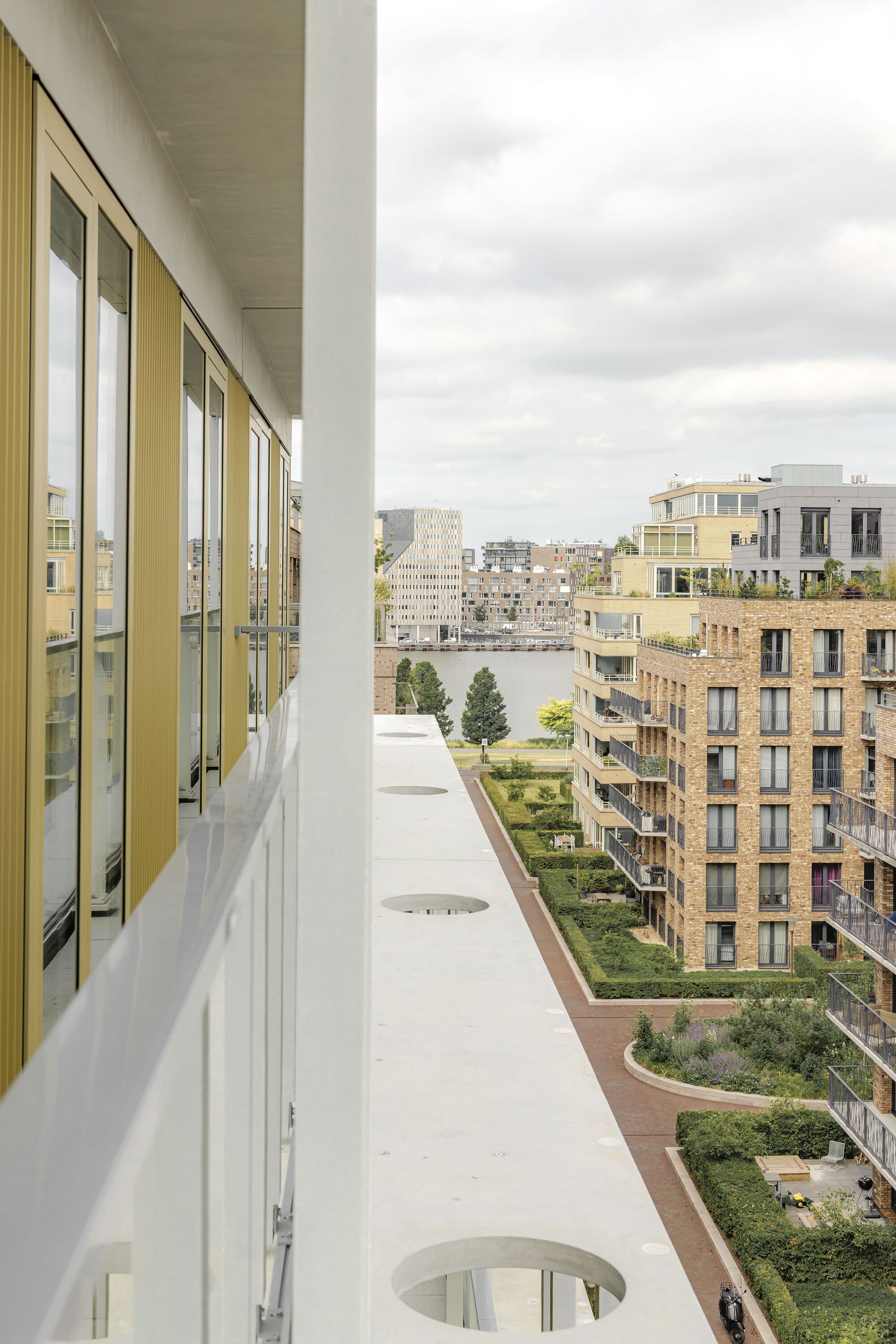 Gallery of The Line Housing Complex / Orange Architects - 19