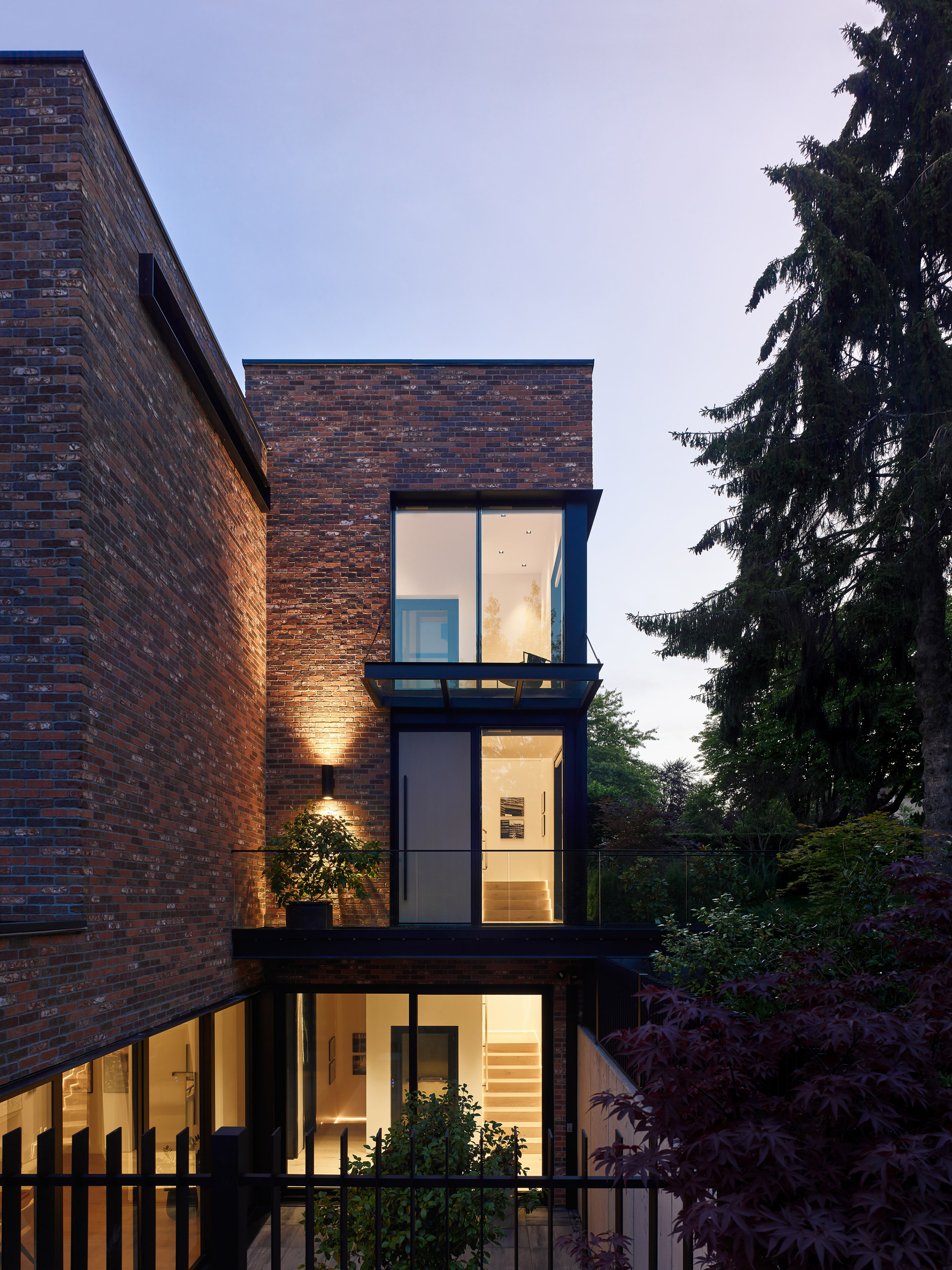 Gallery of Nanton Residence / BLA Design Group - 16