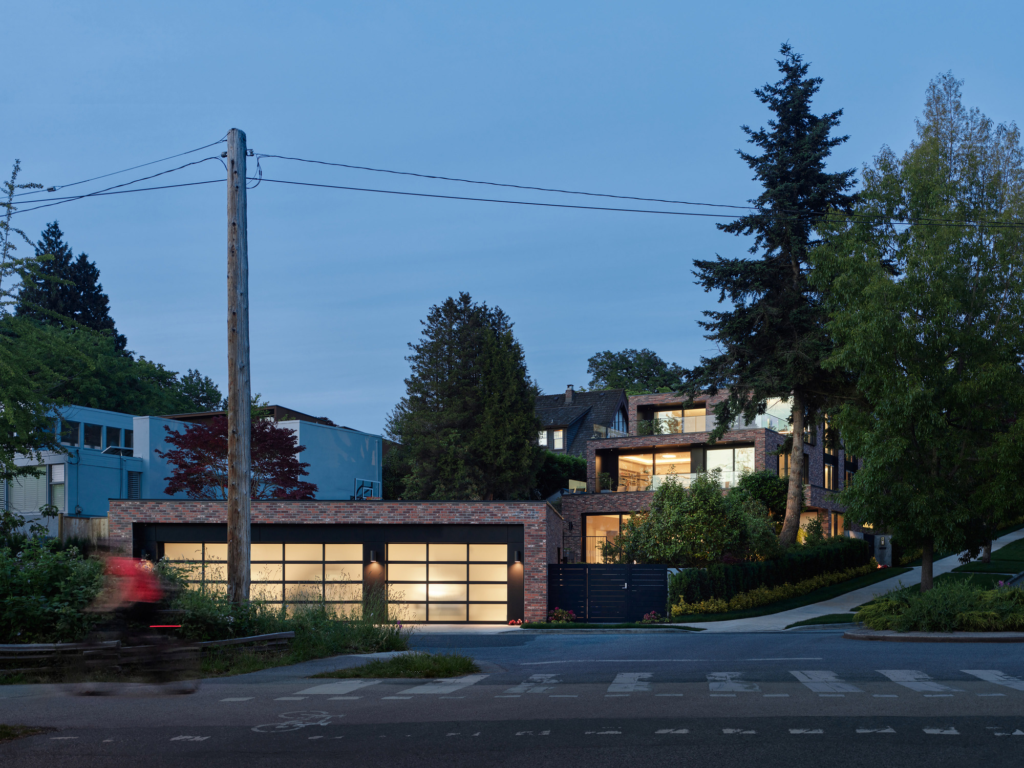 Gallery of Nanton Residence / BLA Design Group - 15