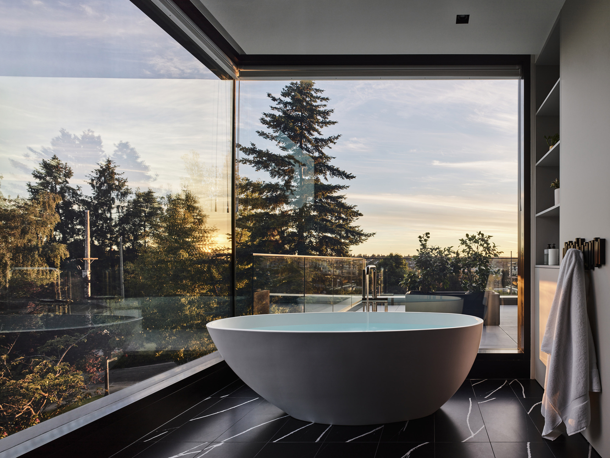 Gallery of Nanton Residence / BLA Design Group - 40