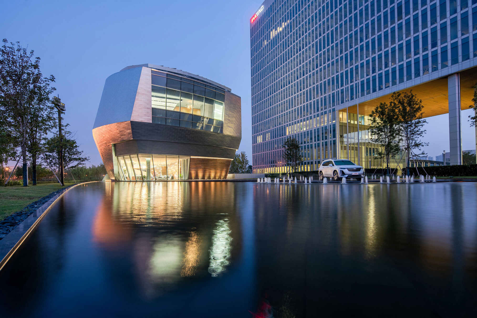 Gallery of Cadillac House / Gensler - 10