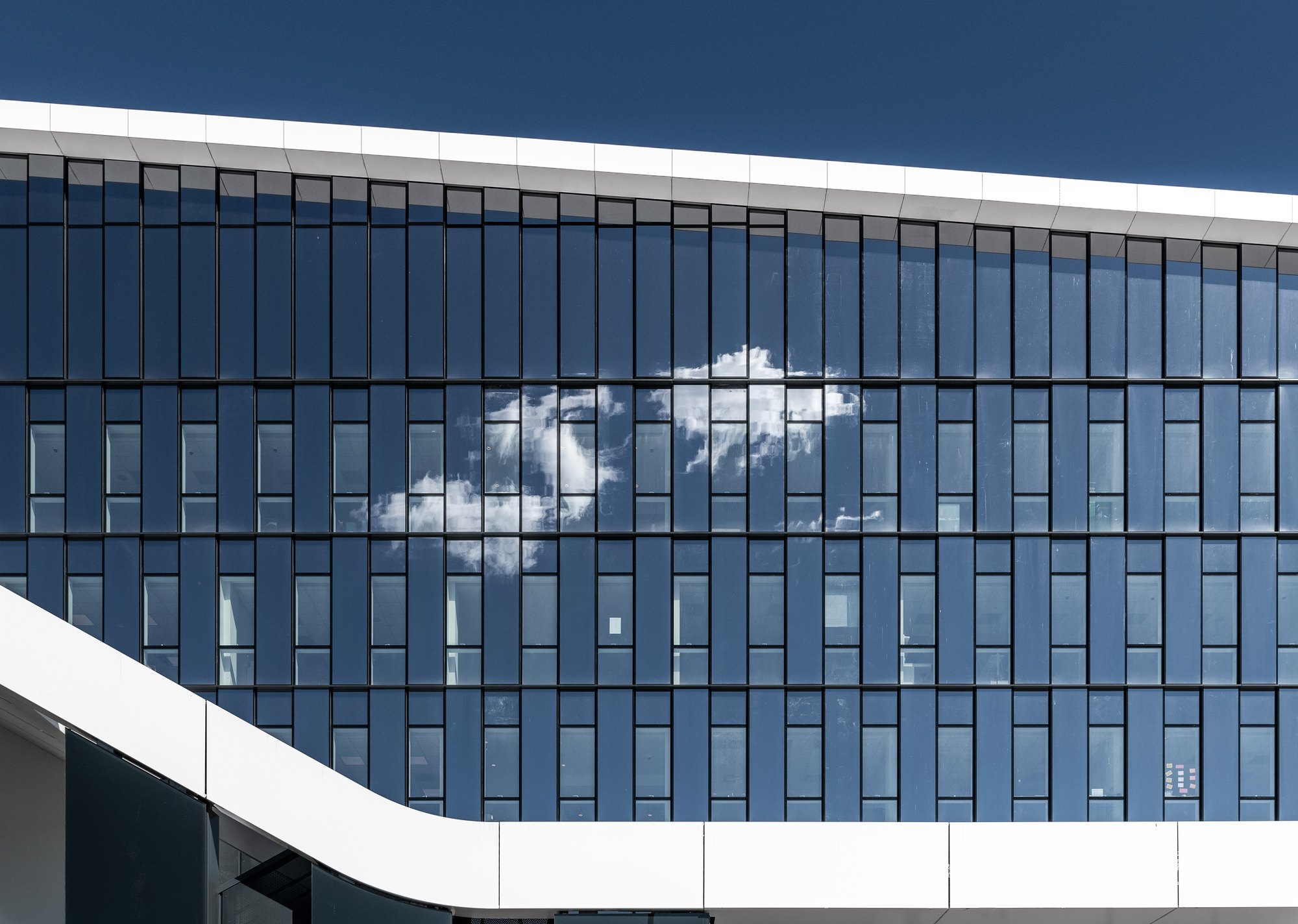 Gallery of Campus Symbiosis ICS Milan International School / Barreca ...