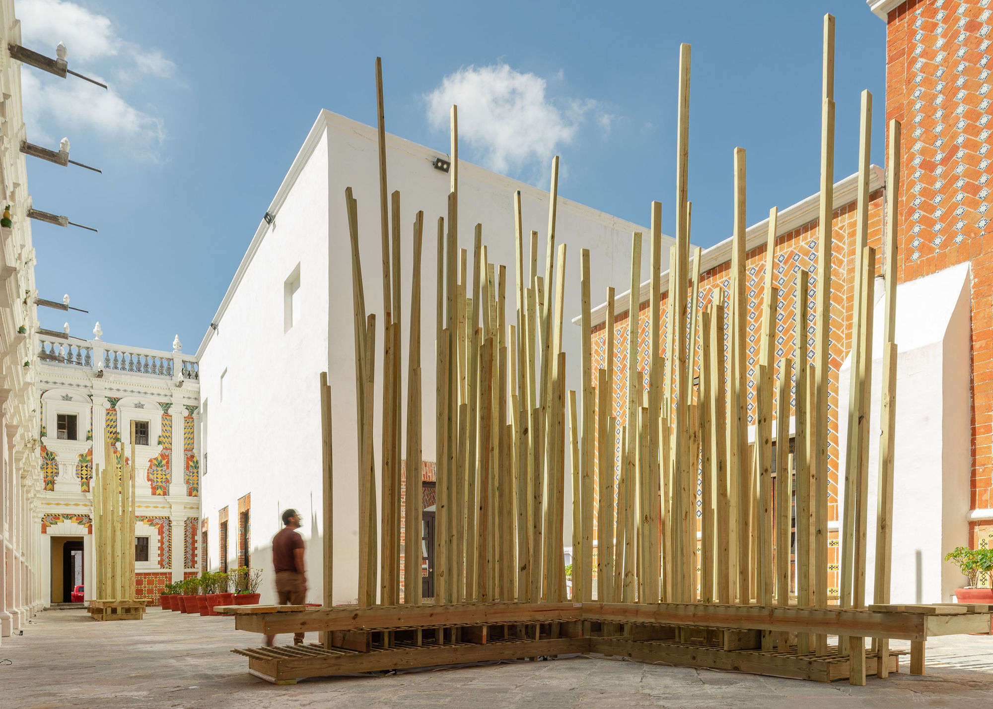 10 instalaciones efímeras intervienen patios históricos en Puebla ...