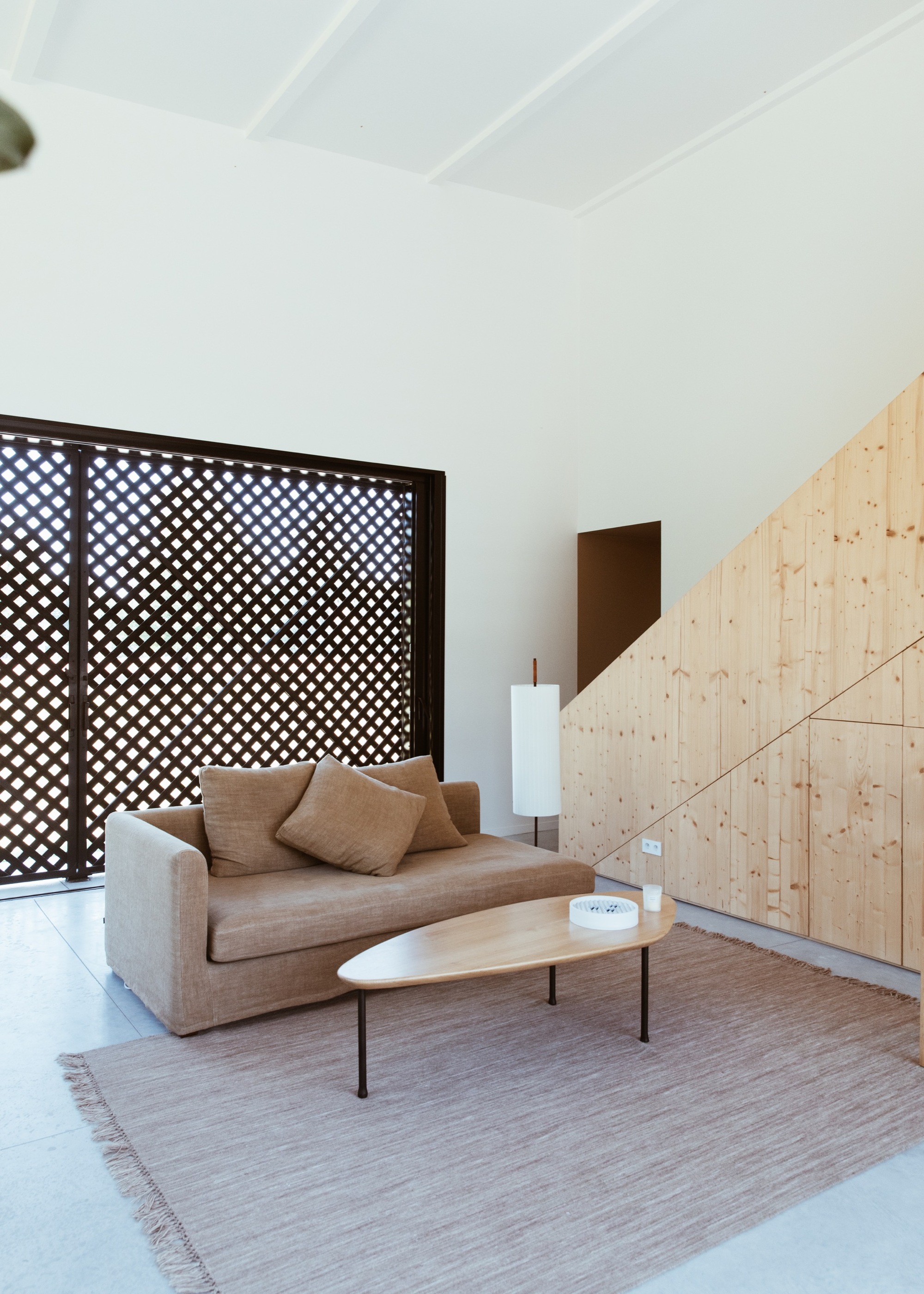 Gallery of AER House / LESGOURGUES - 18