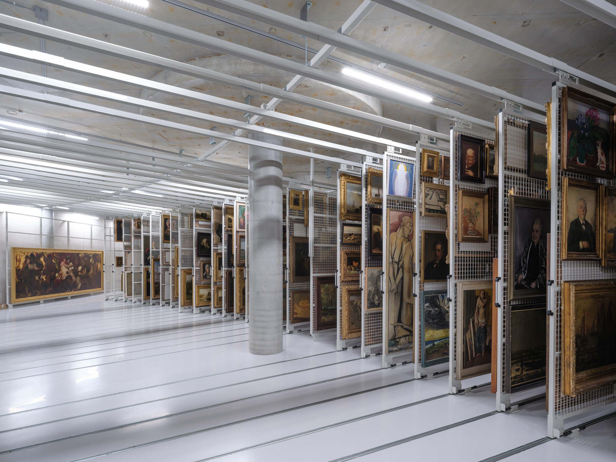 Gallery of The World’s First Fully Accessible Art Depot Museum is ...
