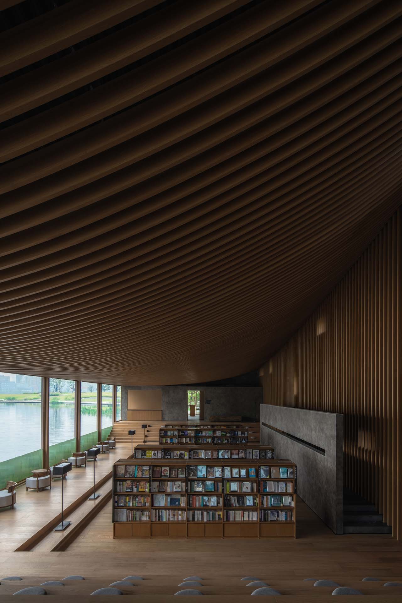 Gallery of Chengdu Xinglong Lake CITIC Bookstore / MUDA-Architects - 21