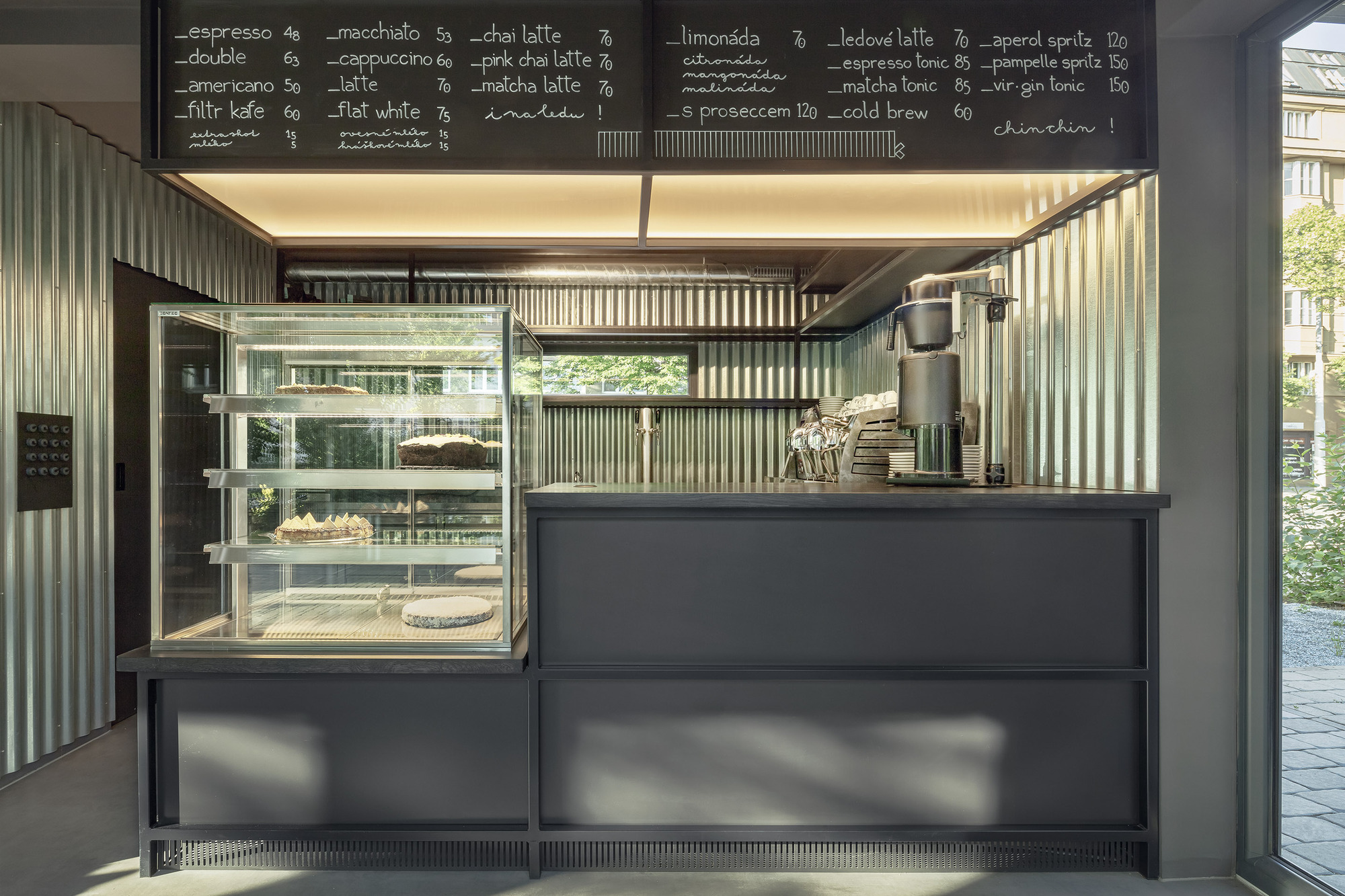 Gallery of Café Kontejner / Collarch - 24