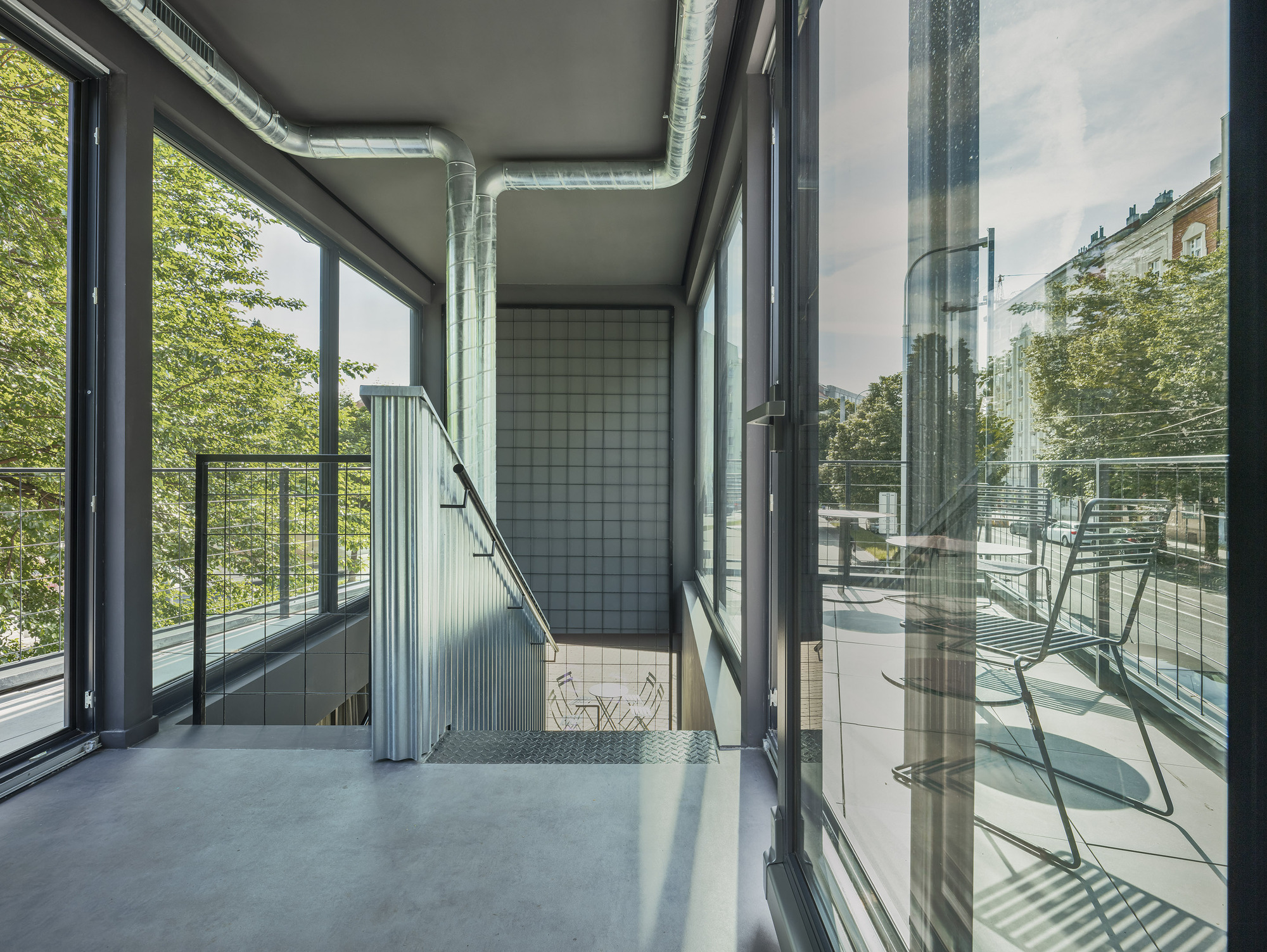 Gallery of Café Kontejner / Collarch - 25