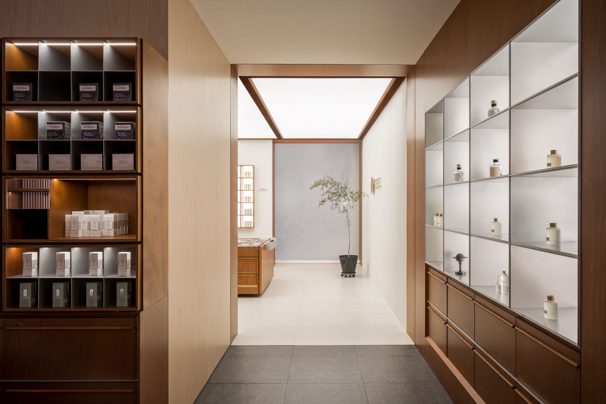 Gallery of Steps Flagship Store / say architects - 20