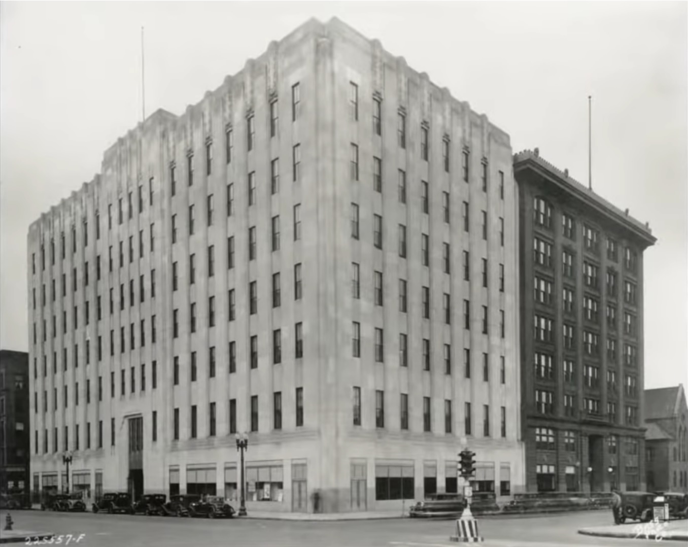 Gallery of The Building That Moved: How Did They Move an 11,000-Ton ...
