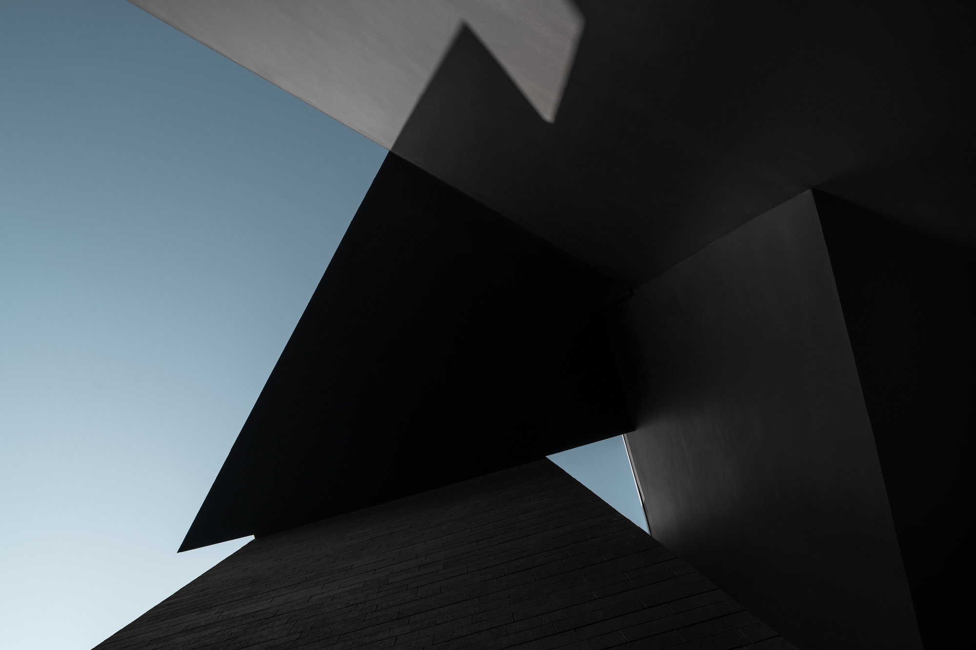 Gallery of Diagonal House / Architects 49 House Design Limited - 13