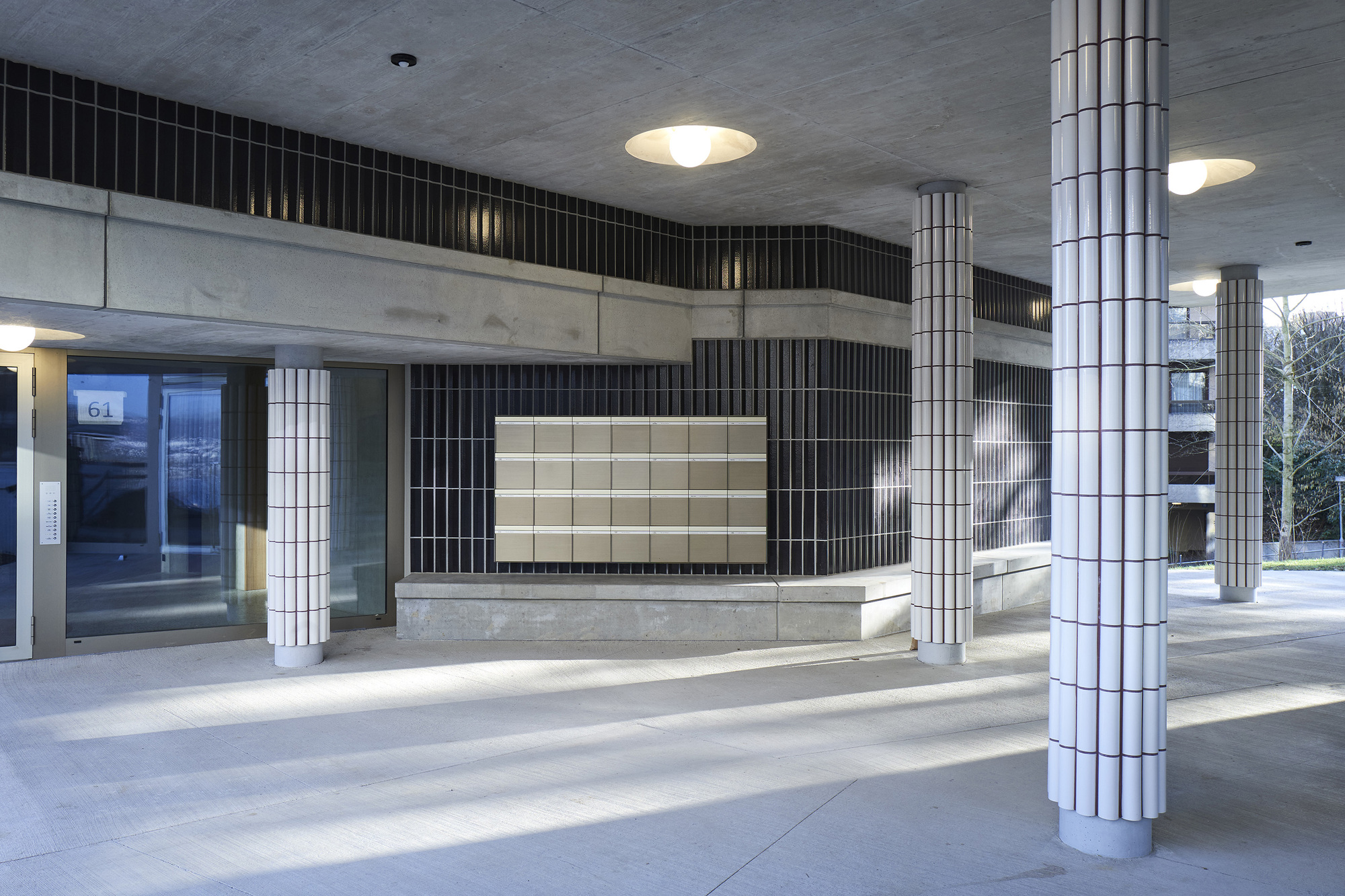 Galeria de Edifício Residencial Bellariarain Zürich / Michael Meier ...