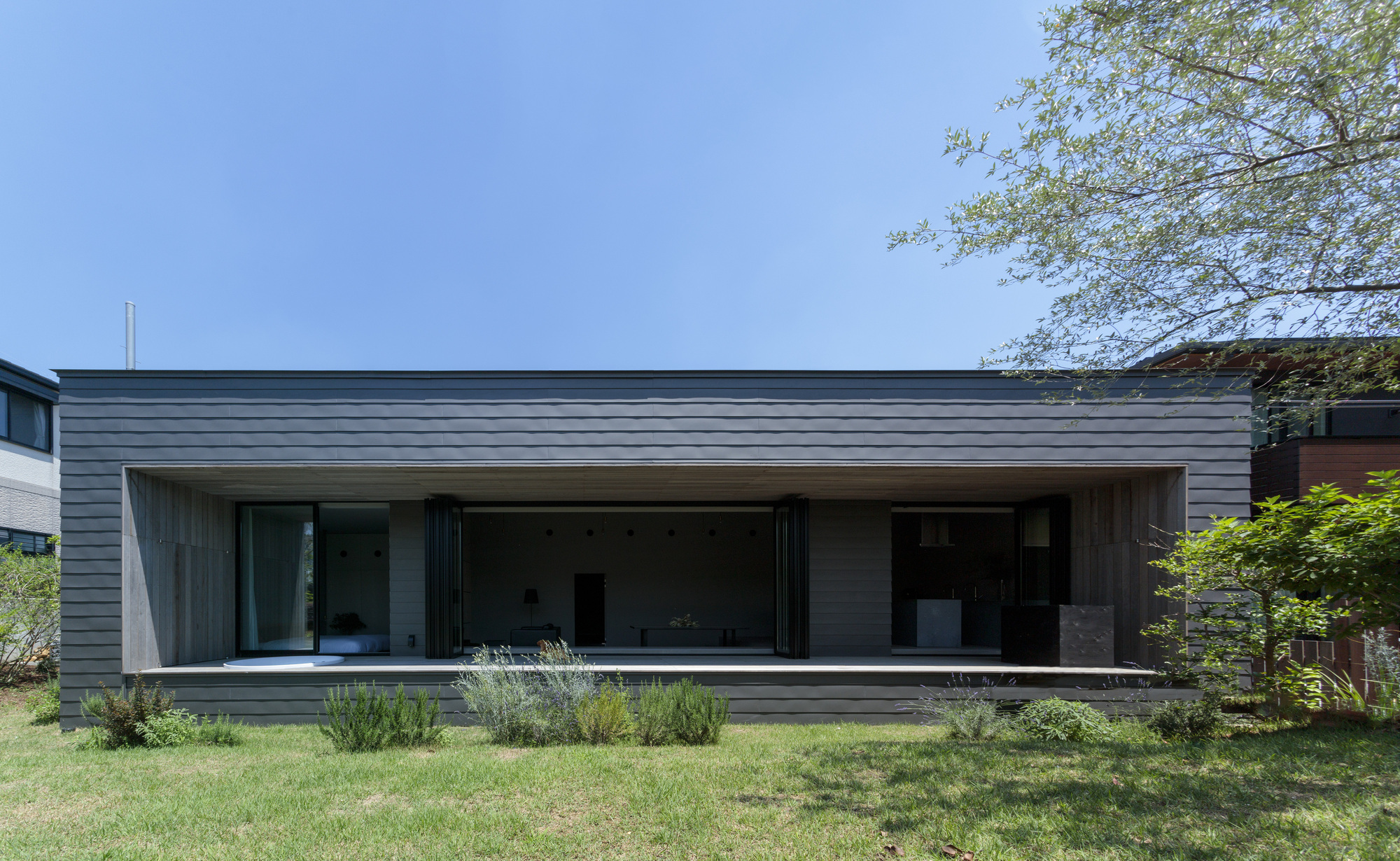 Gallery of OH House / HIBINOSEKKEI + Youji no Shiro - 13