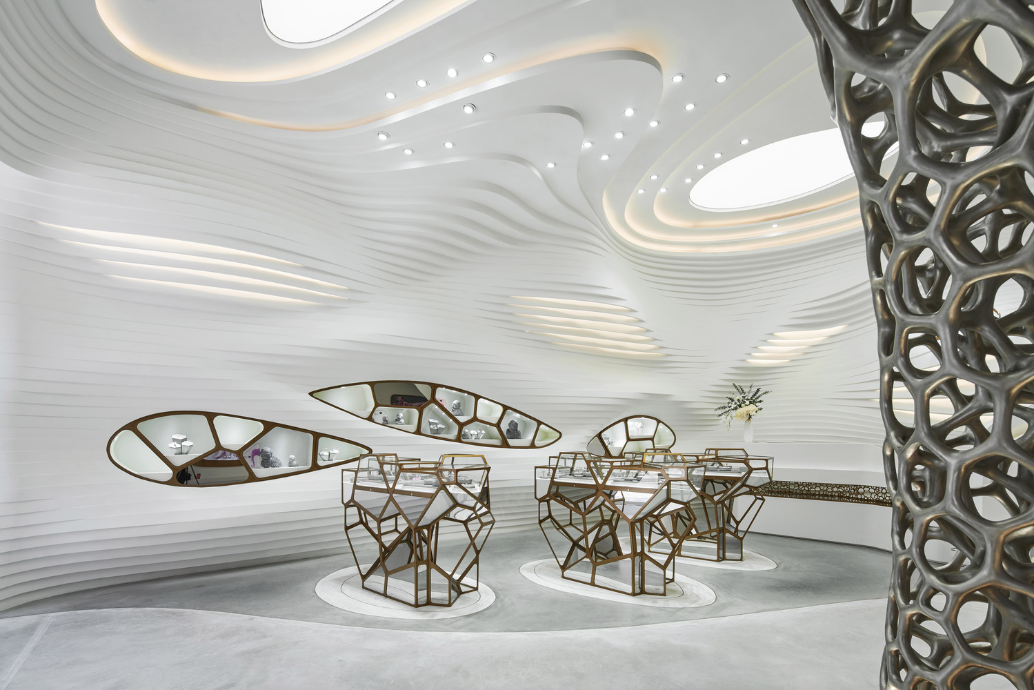 Gallery of I Do Artist Store with Yue Minjun / AntiStatics Architecture - 9