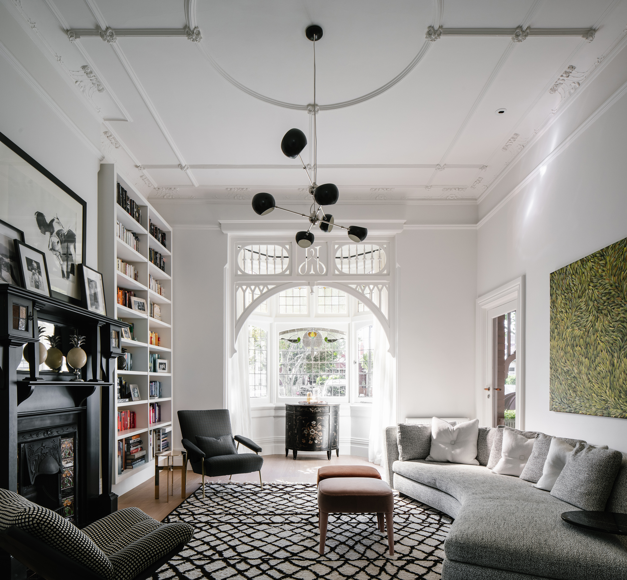 Gallery of Strong Arm House / MCK Architecture & Interiors - 4