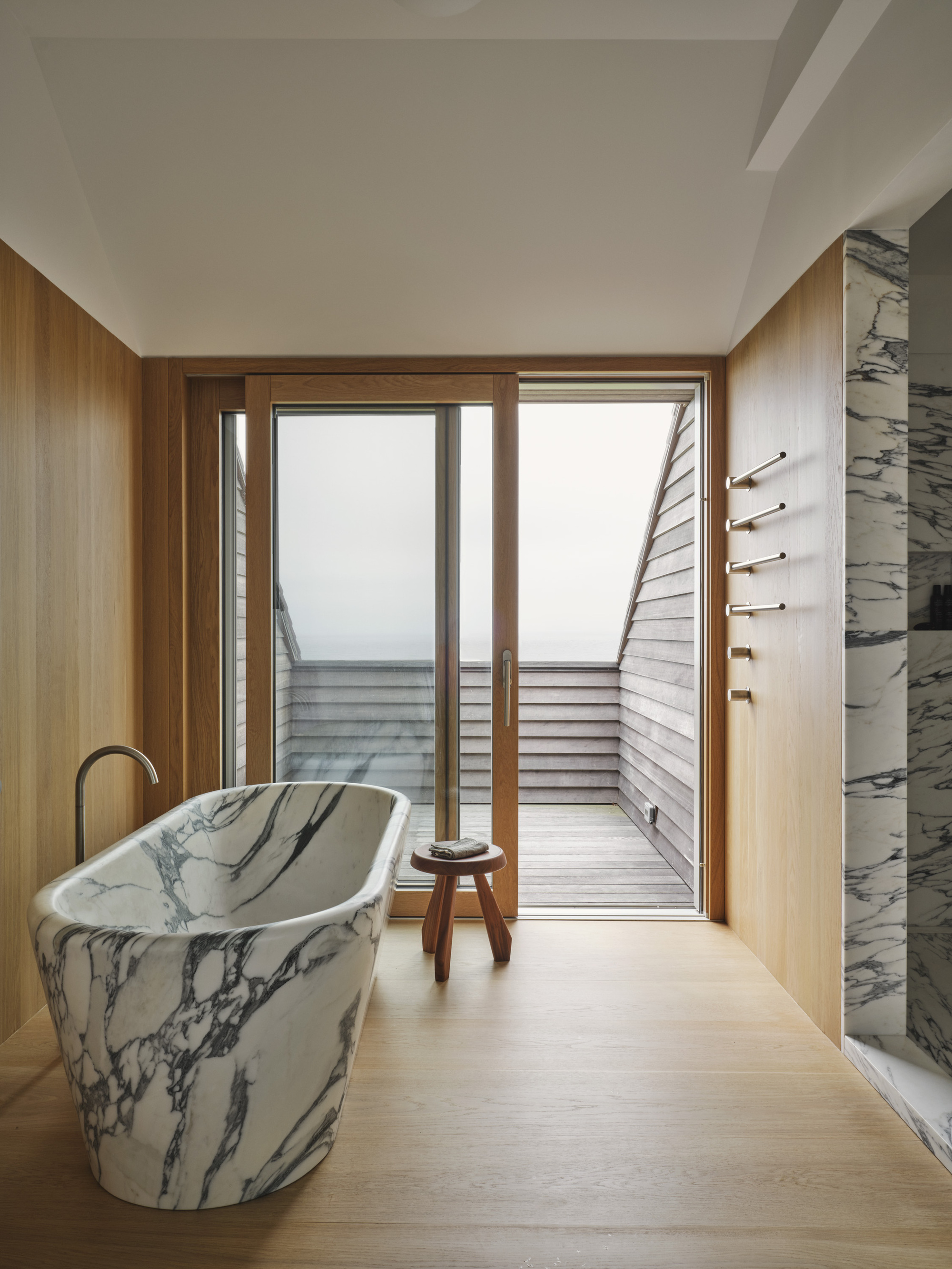 Galería de Casa Gruss / Neil Logan Architect - 15