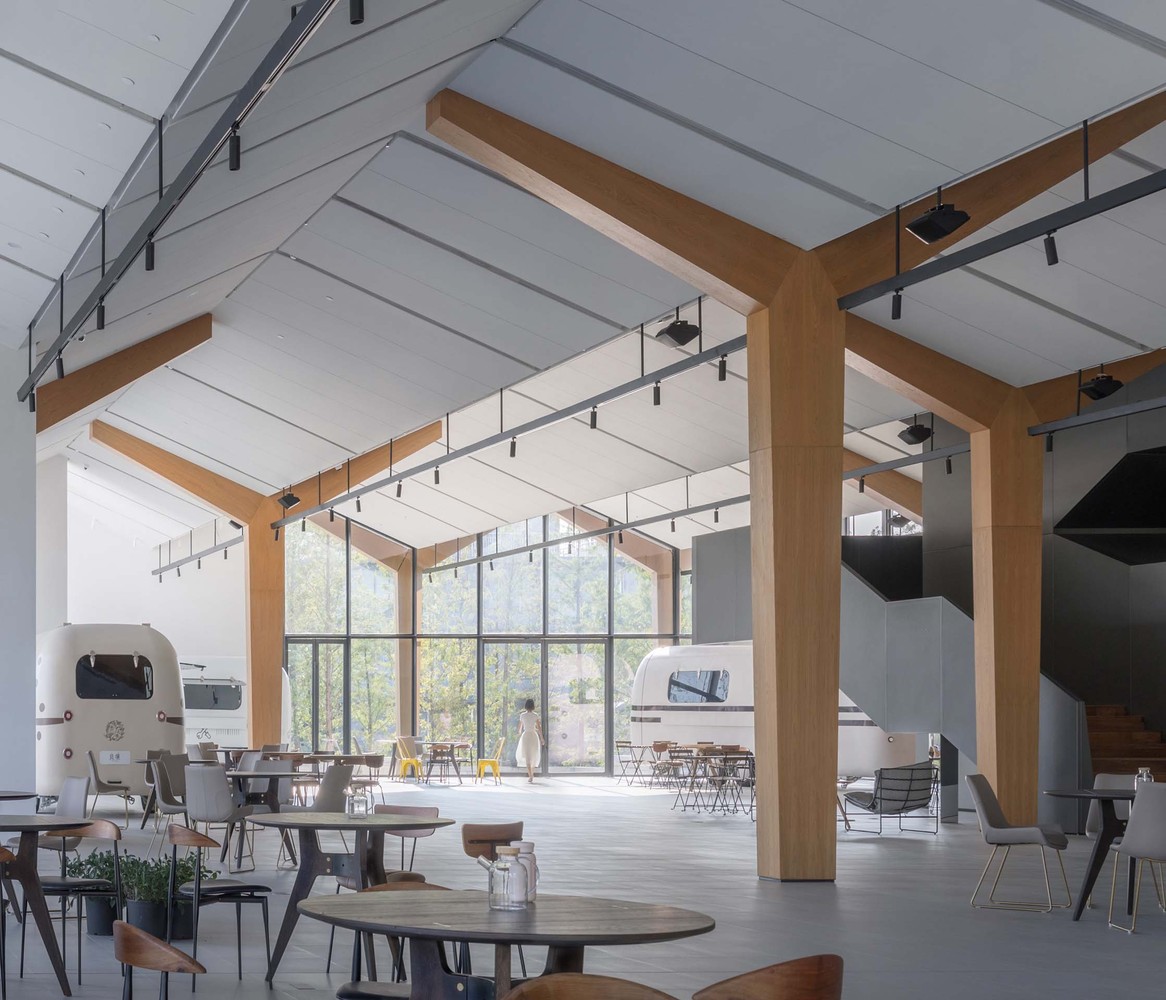 Gallery of Art Museum on Market / Scenic Architecture Office - 11