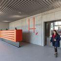 Haasje Over Apartments / VMX Architects | ArchDaily