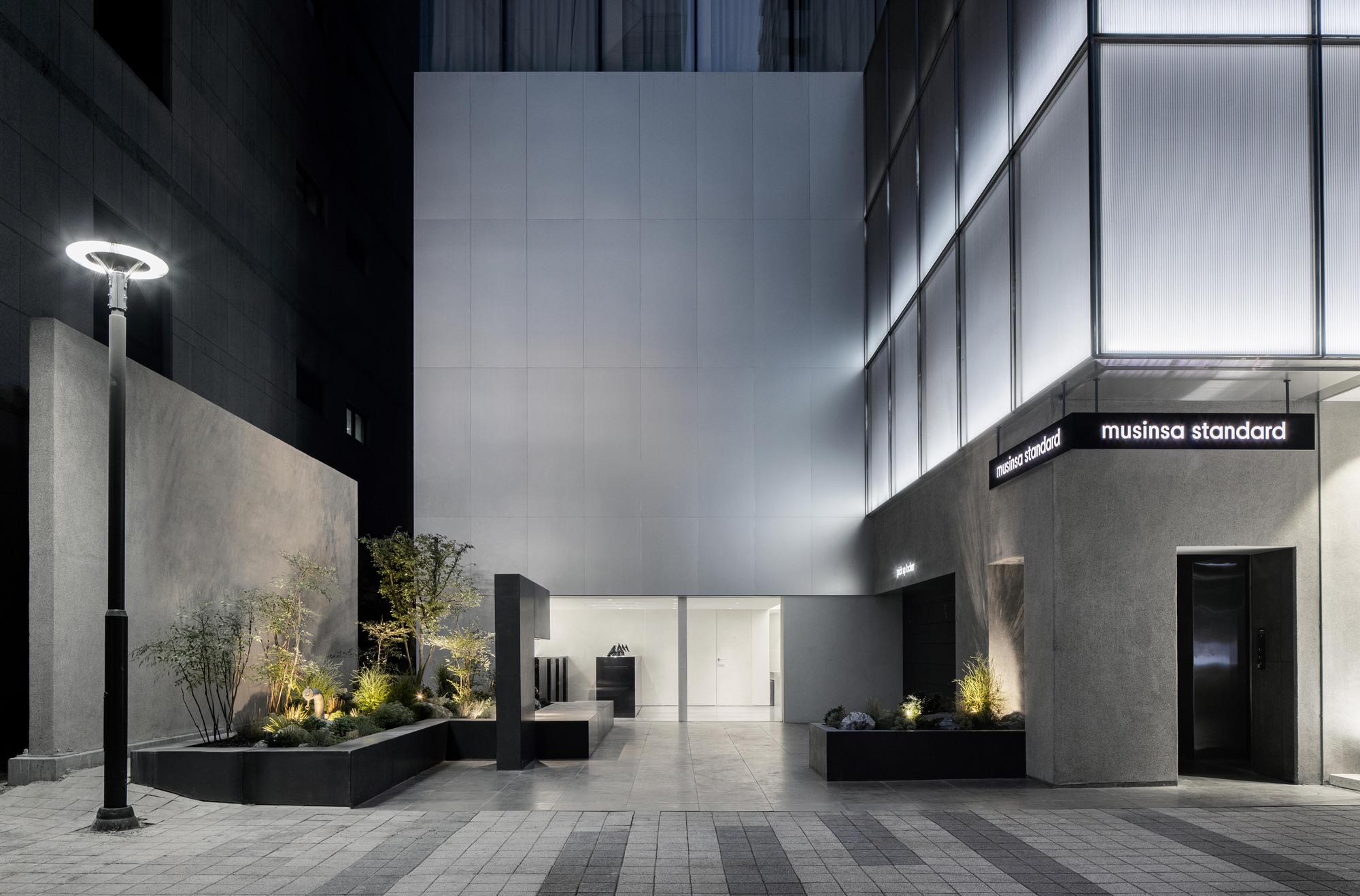 Gallery of Musinsa Standard Store / LABOTORY - 7