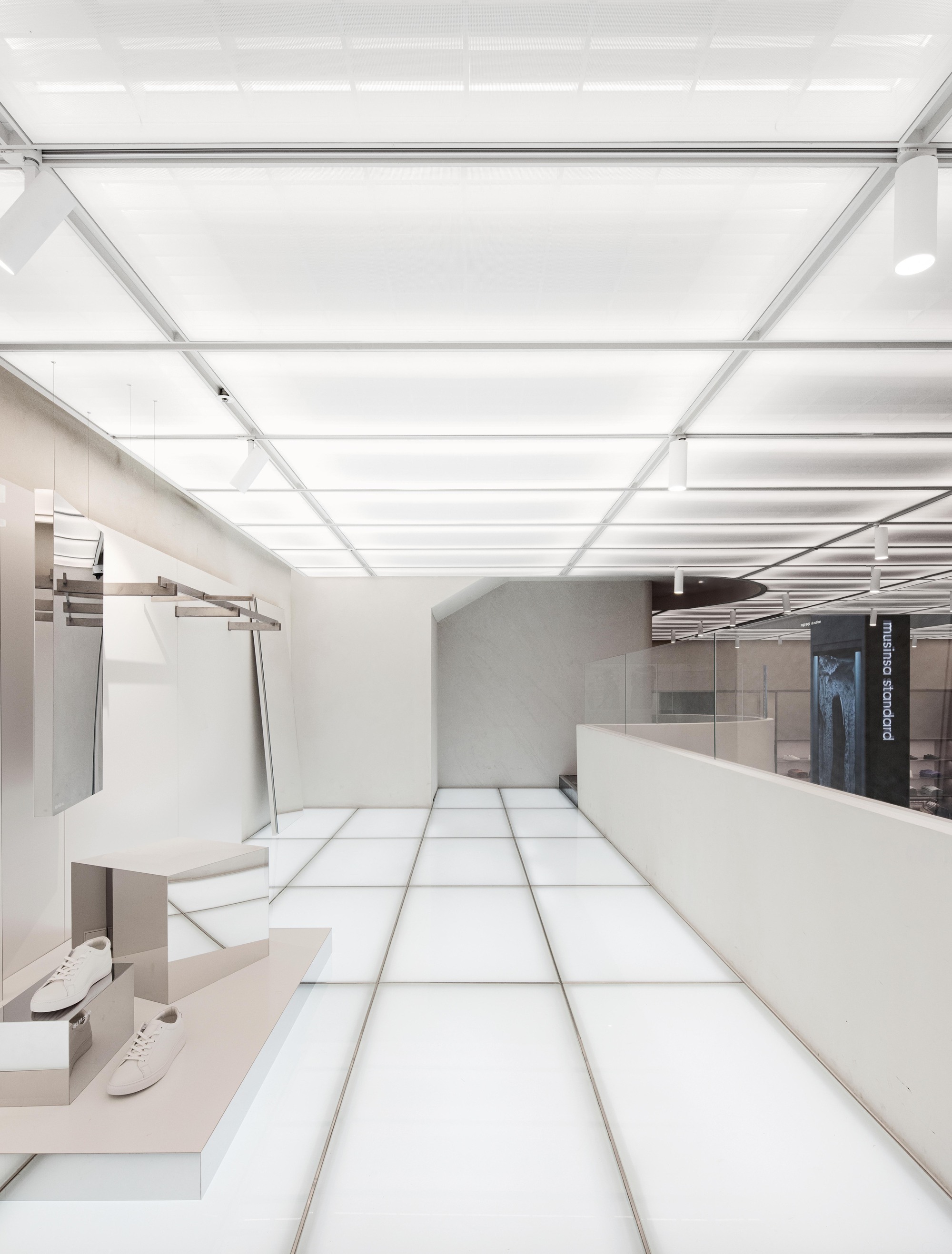 Gallery of Musinsa Standard Store / LABOTORY - 15