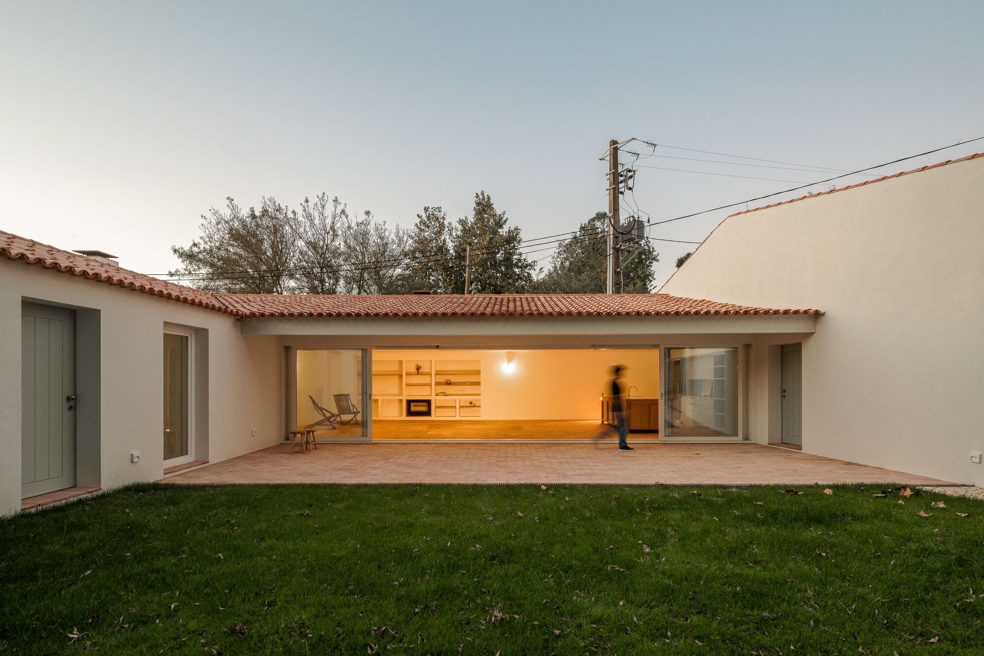 Galeria de Casa do Canto / Paralelo Zero - 13