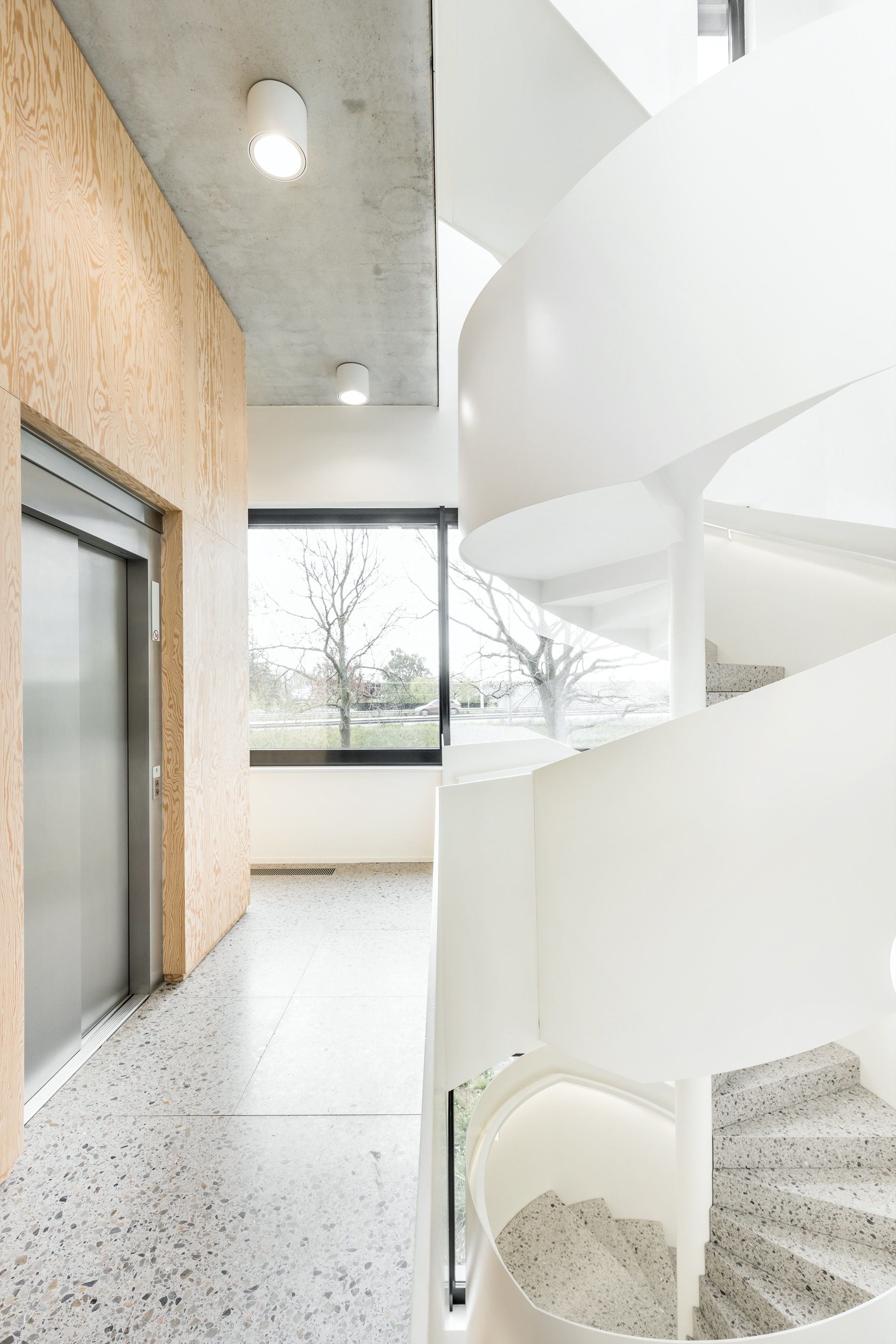 Gallery of Van Hoecke Offices & Production Hall / B-architecten - 11