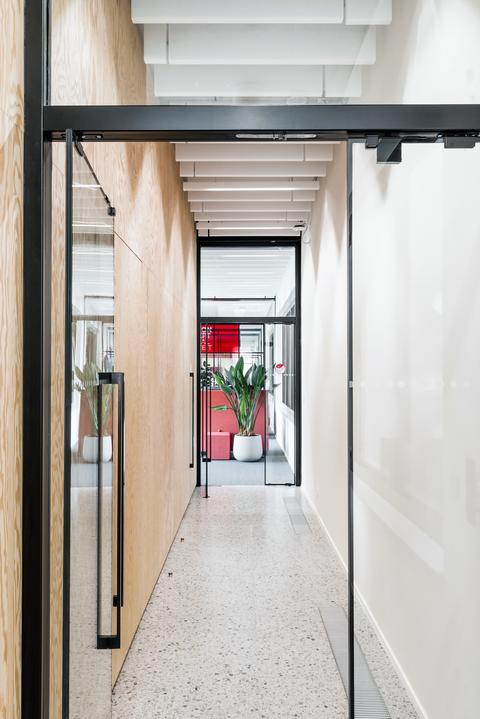 Gallery of Van Hoecke Offices & Production Hall / B-architecten - 23
