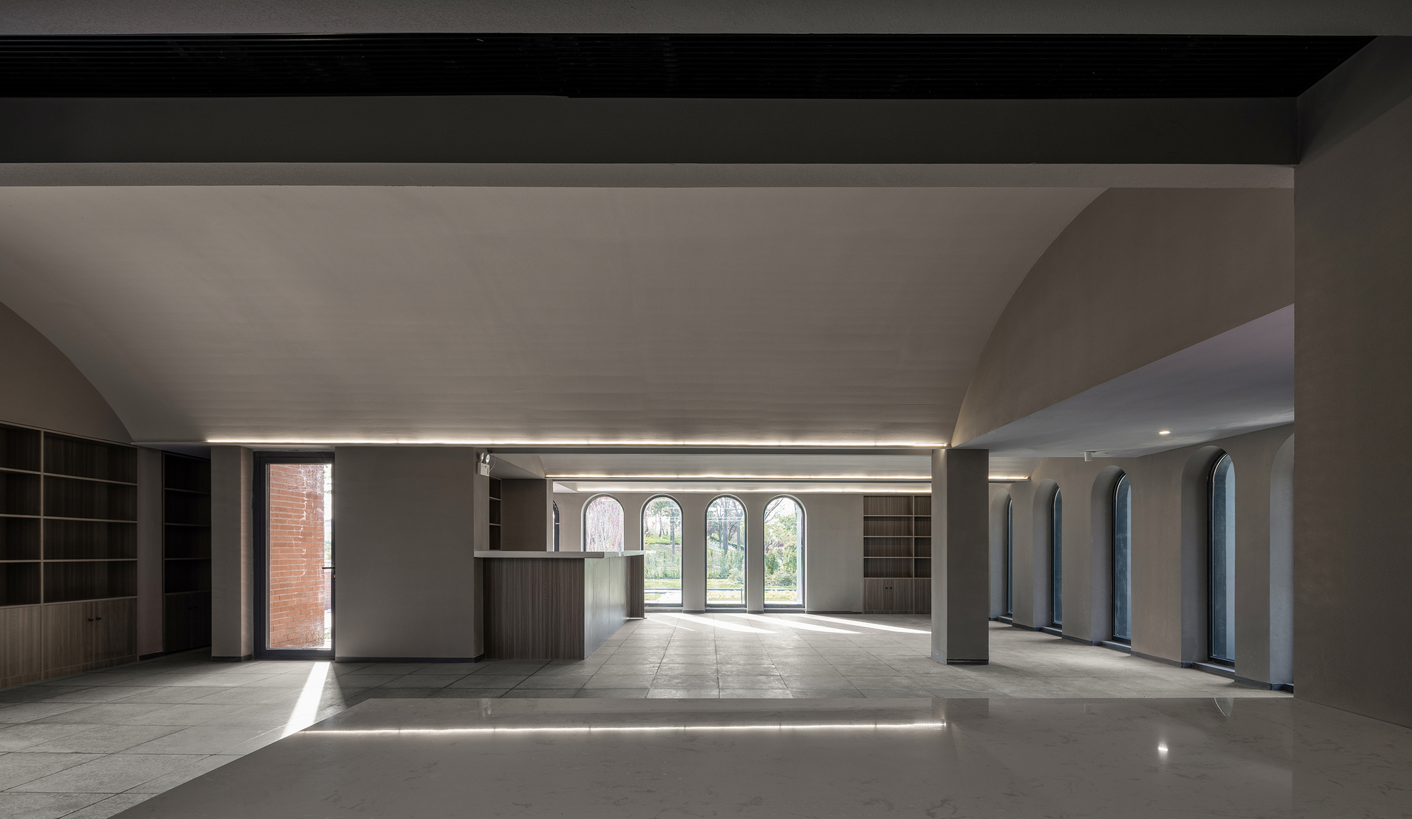 Gallery of Auxiliary Building Renovation along Zhu River / Xband ...