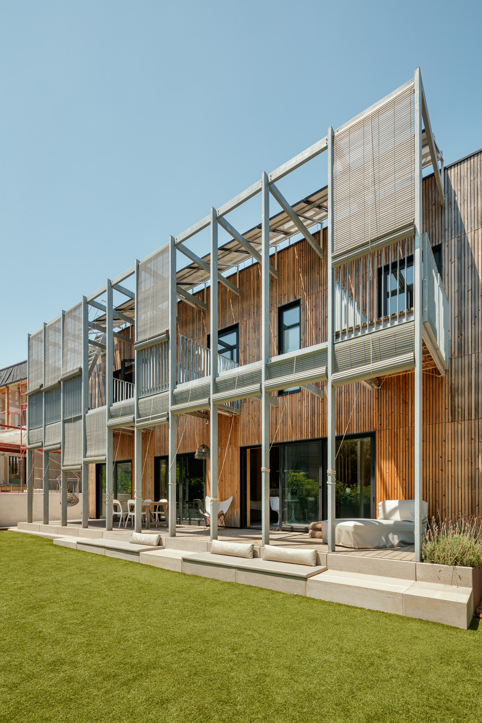 Gallery of BE House / SUMO Arquitectes - 7