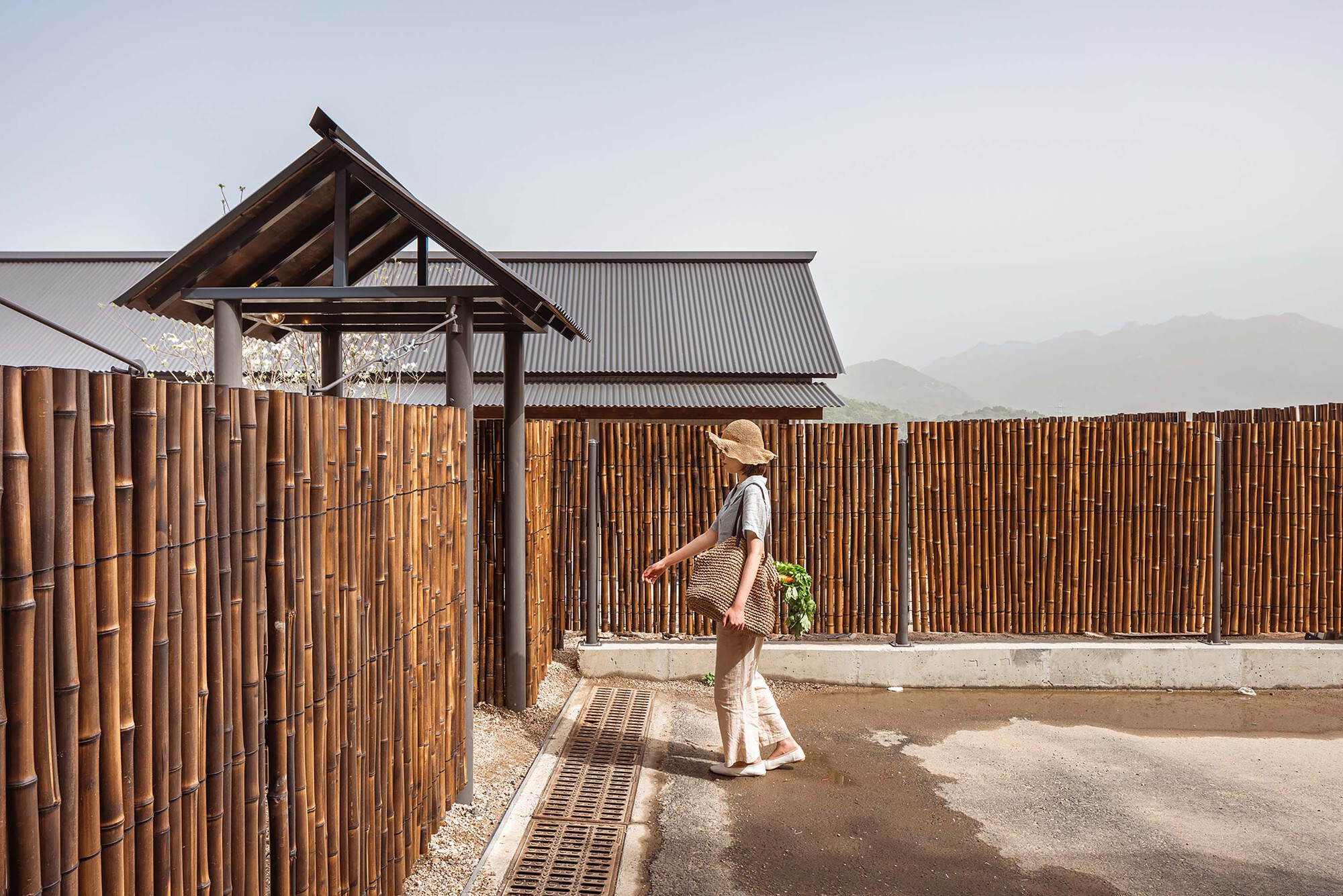 Gallery of Bugok Friday House / TRU Architects - 5