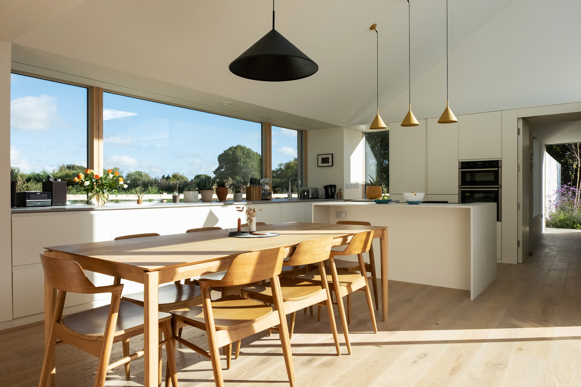 Gallery of Seoidin Courtyard House / DUA - 11