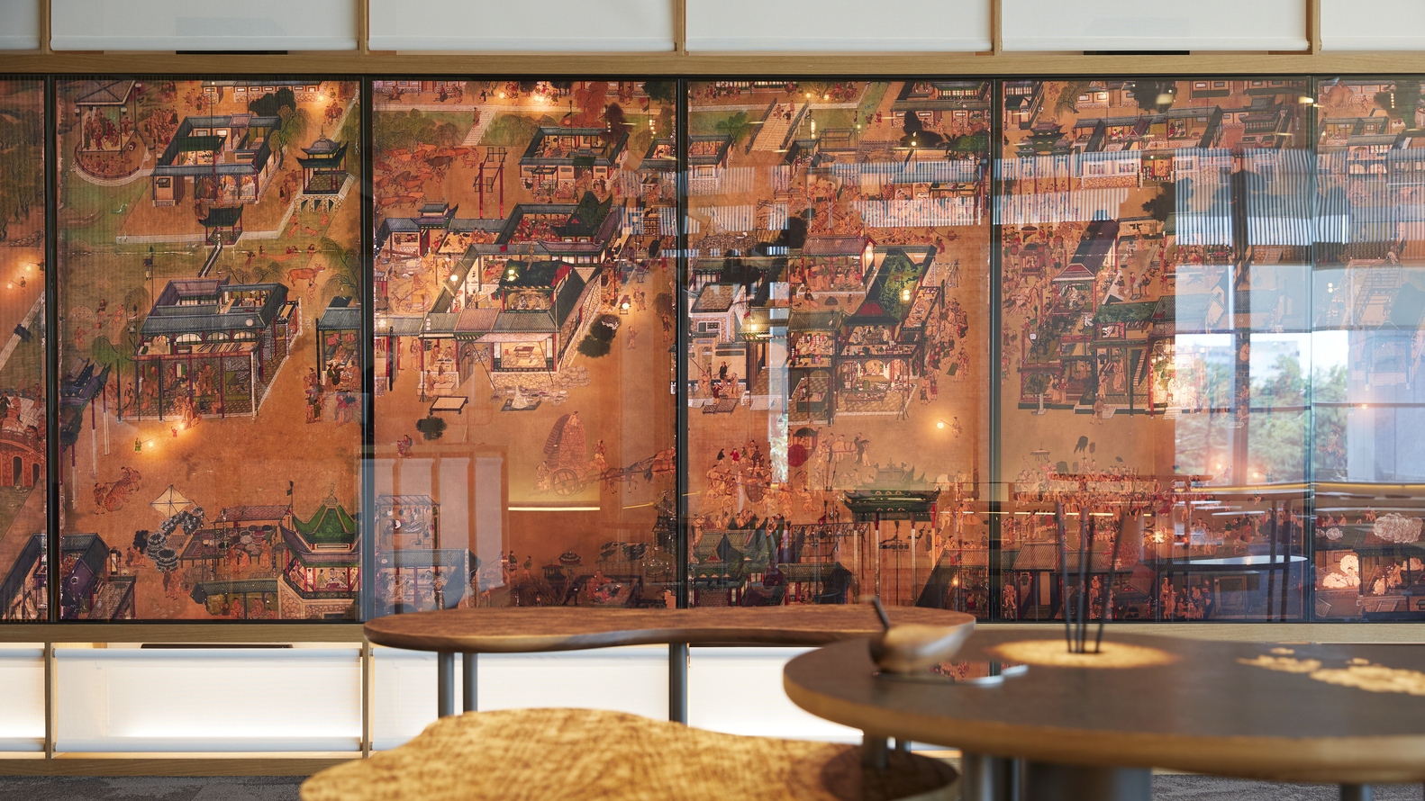 Gallery of Immersive Digital Gallery / Listen Communication - 13