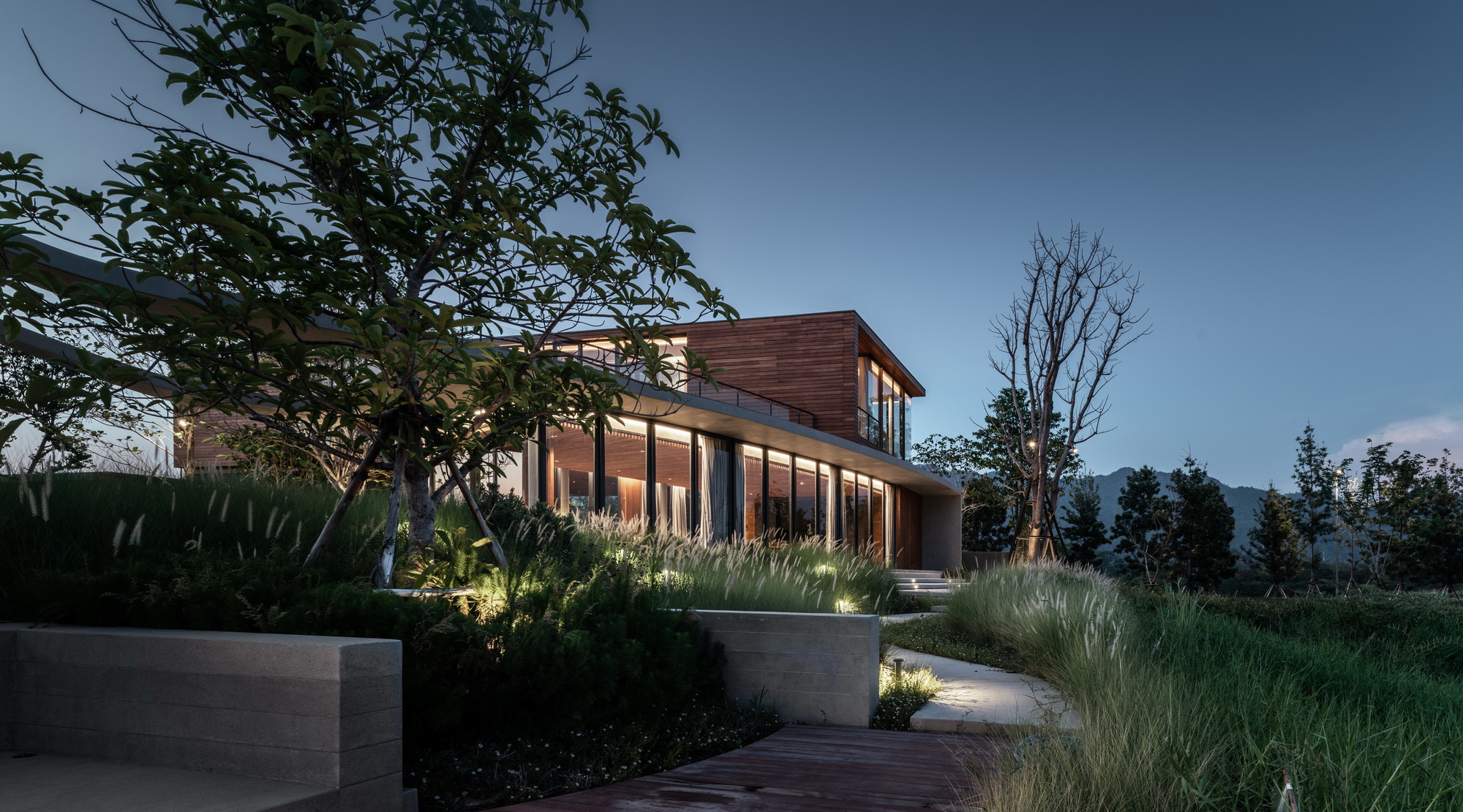 Gallery of Radial House / Stu/D/O Architects - 19