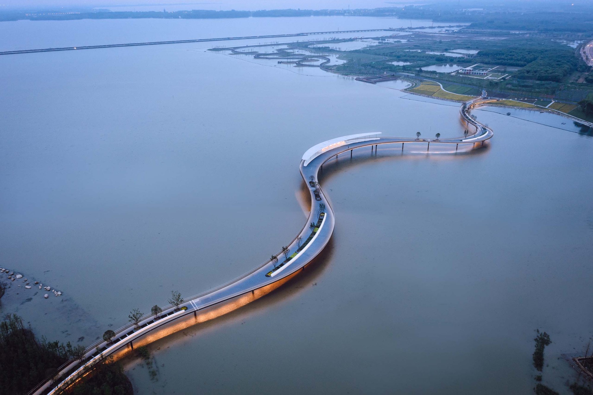 Gallery of Yuandang Bridge / BAU Brearley Architects + Urbanists - 11