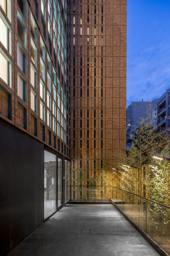 Gallery of Hitra Office & Commercial Building / Hooba Design - 6