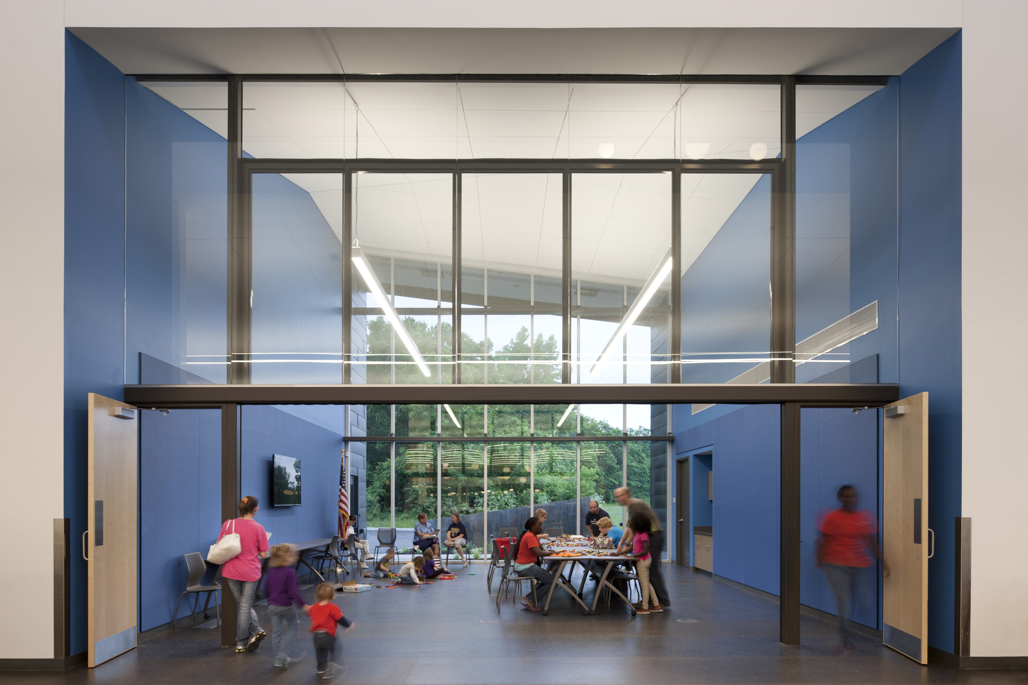 Gallery of Louisville Free Public Library Southwest / JRA Architects ...