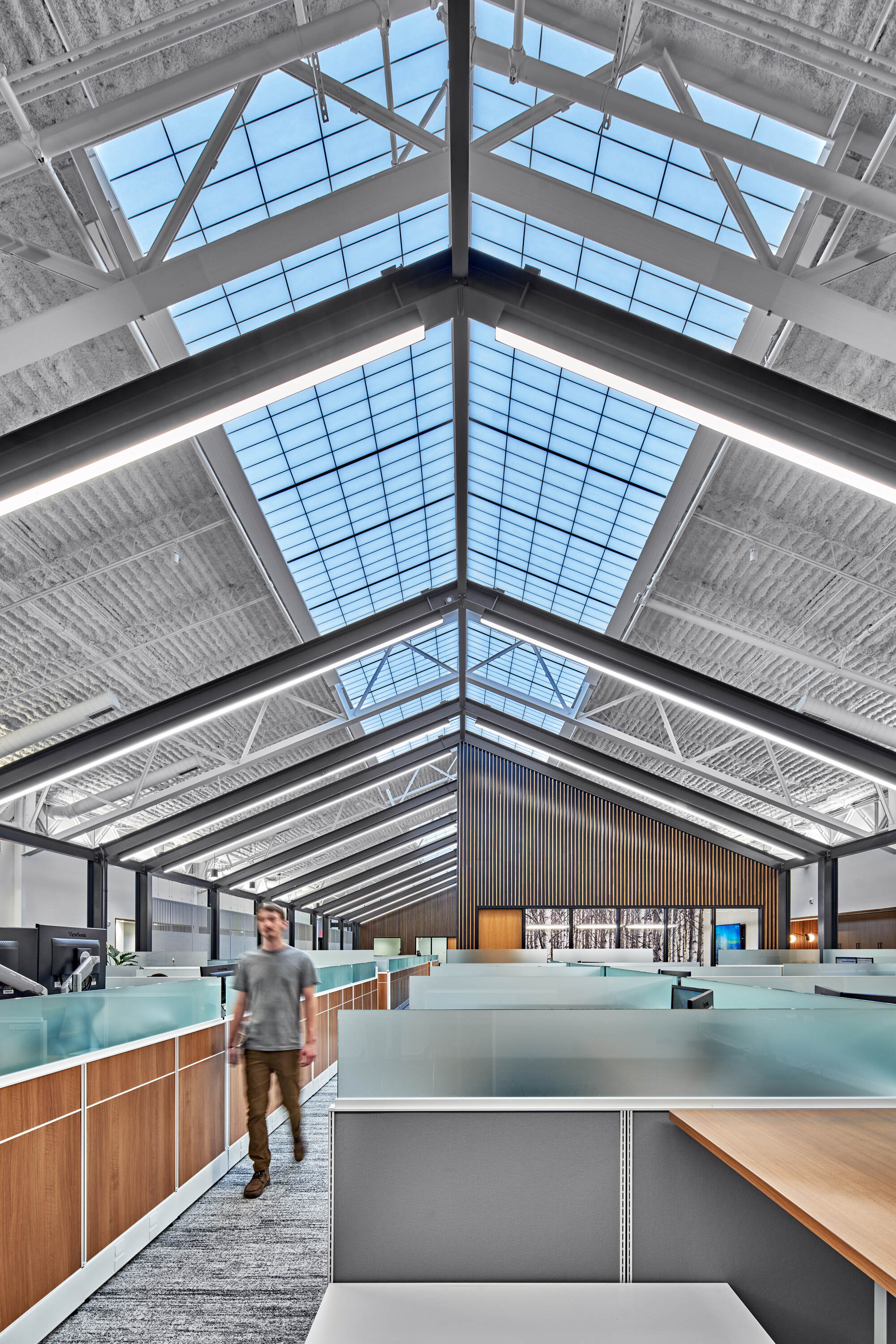 Gallery of Northpointe Bank Operations Center / Ghafari Associates, LLC ...
