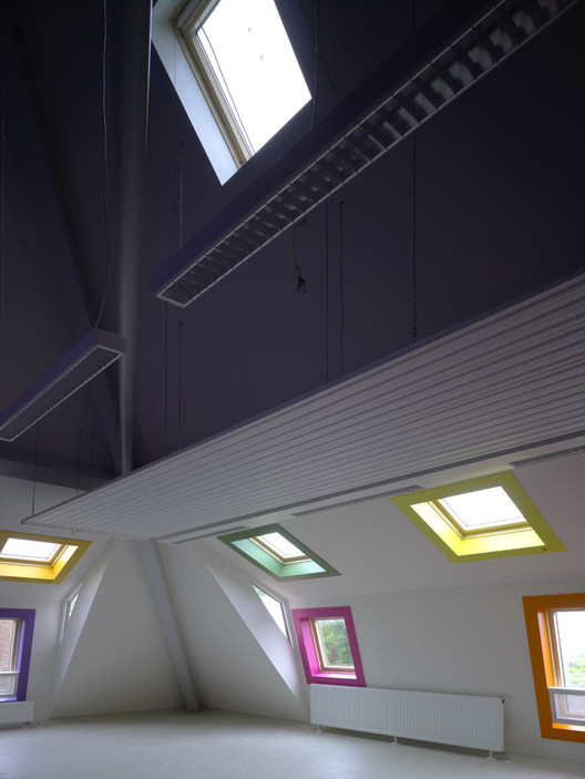 Gallery of Light as a Design Statement: Inspiring Ways to Manage ...