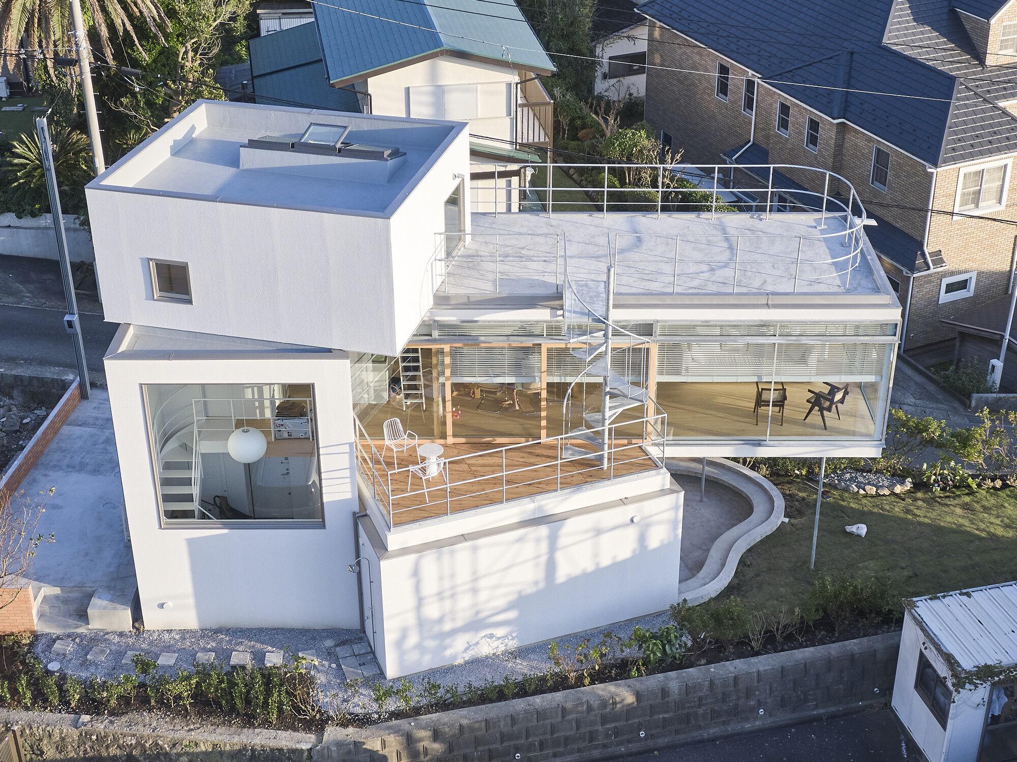 Gallery of House in Akiya / Office Shogo Onodera - 7