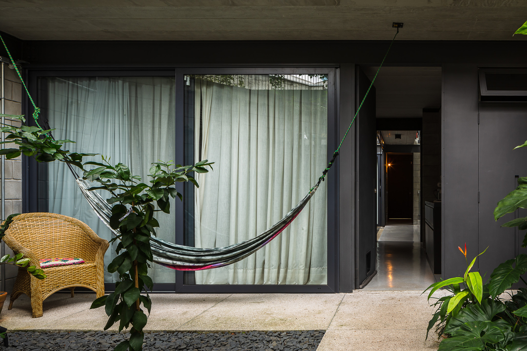 Gallery of Ubaíra House / Terra e Tuma Arquitetos Associados - 14