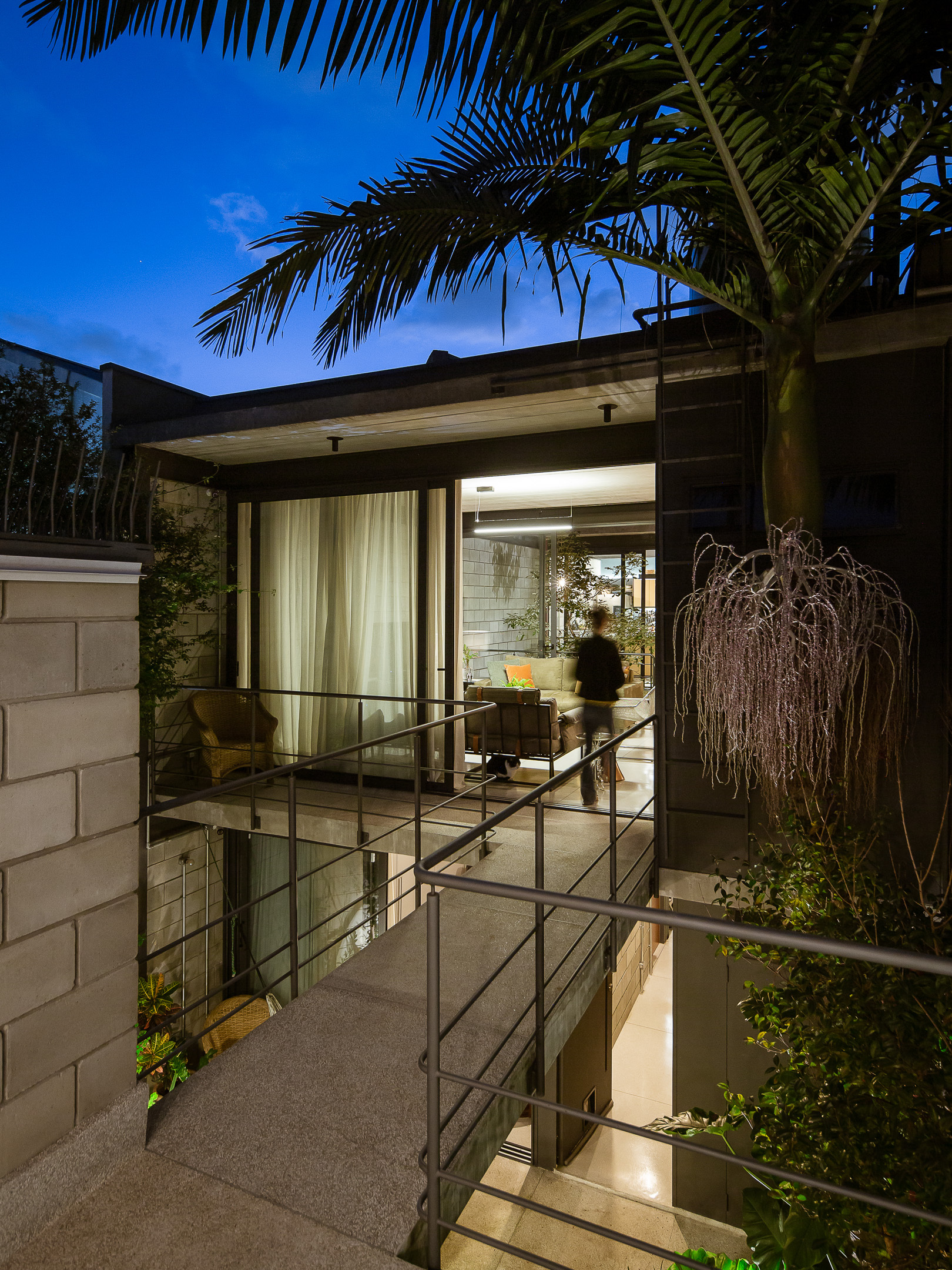 Gallery of Ubaíra House / Terra e Tuma Arquitetos Associados - 7