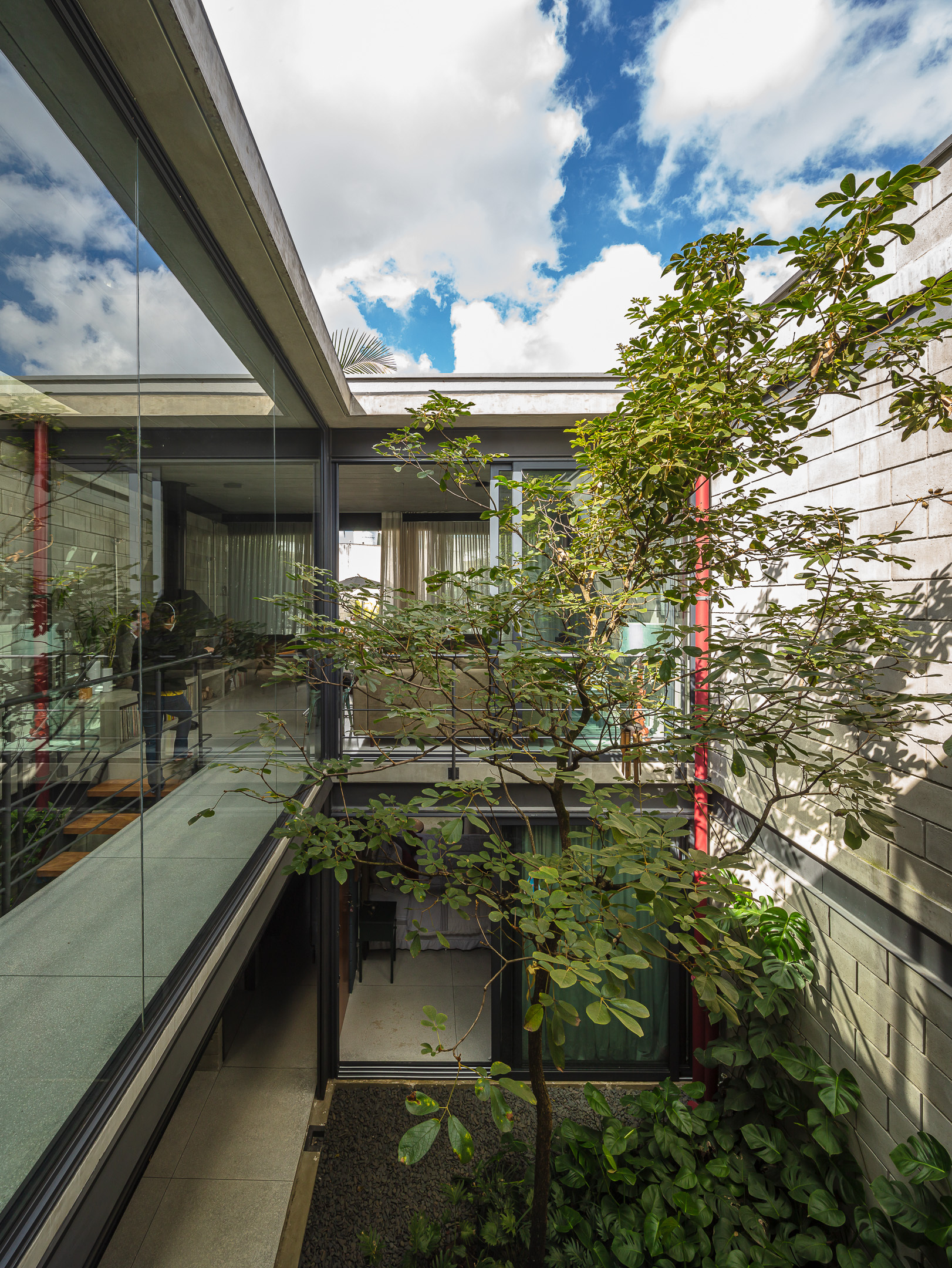 Gallery of Ubaíra House / Terra e Tuma Arquitetos Associados - 5
