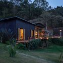 Cancha House / Estúdio HAA! | ArchDaily