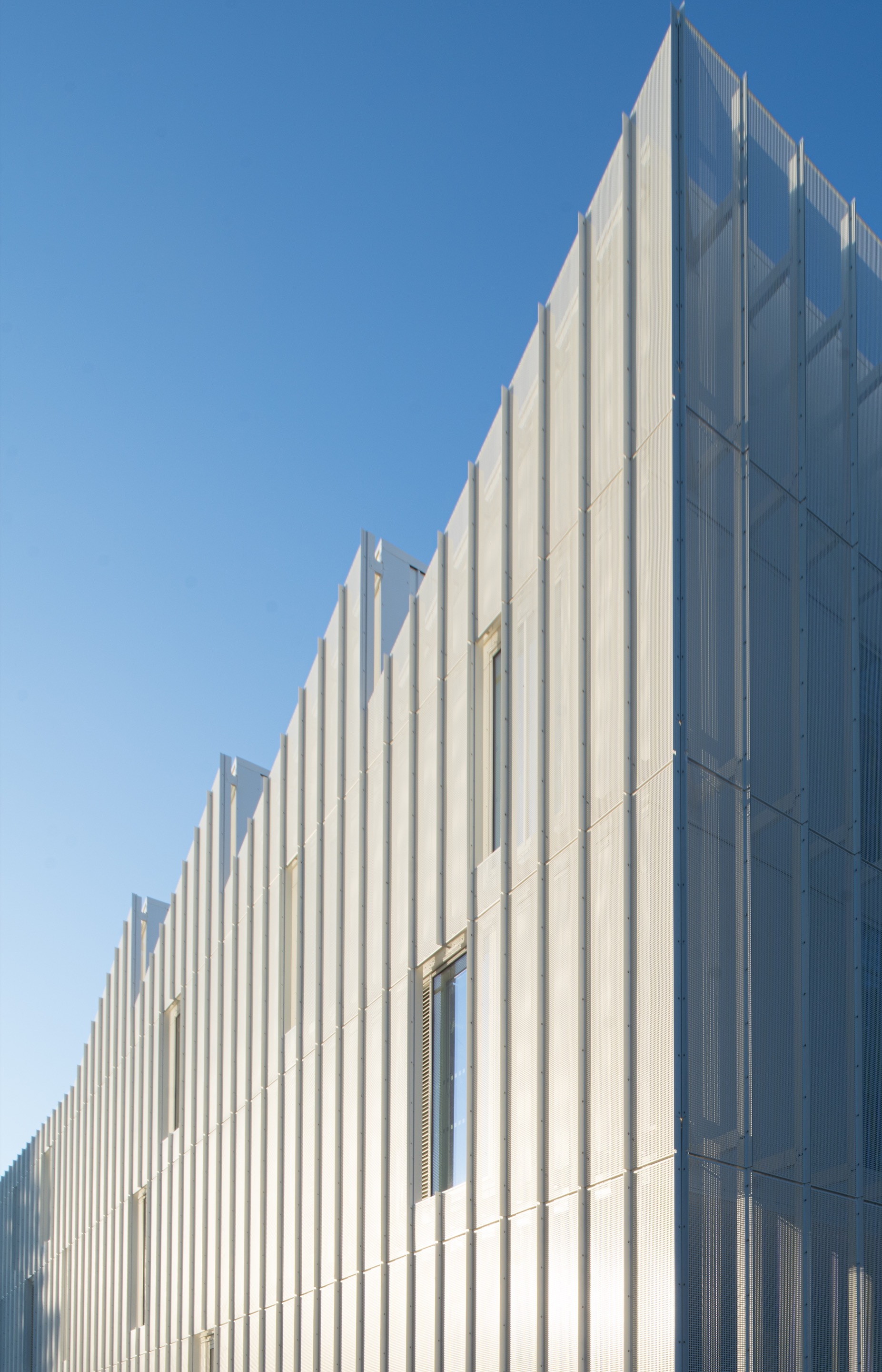 Gallery of Digi-Tech Factory / Coffey Architects - 9