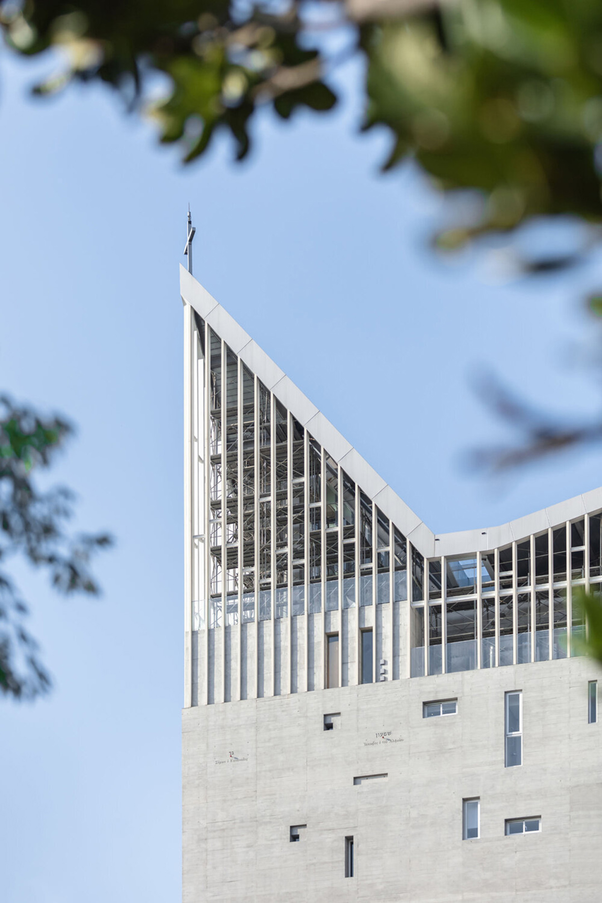 Gallery of Tamkang Church / Behet Bondzio Lin Architekten - 8