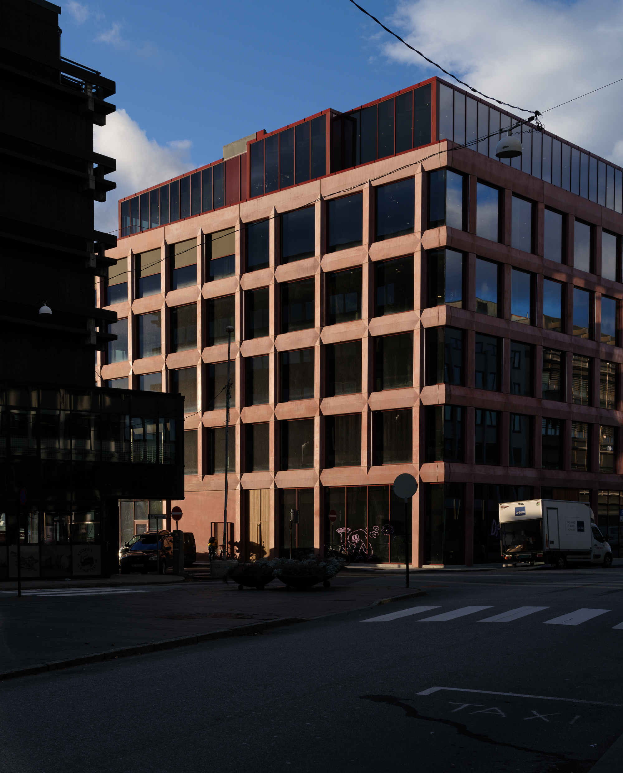 Gallery of Pir Ålesund Office Building / Mad arkitekter - 13